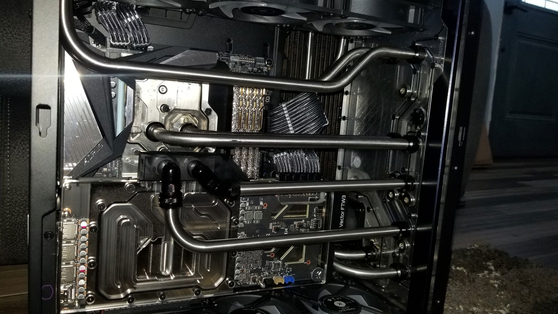 Stainless "pipe dream" PC build w/ custom built desk! » builds.gg