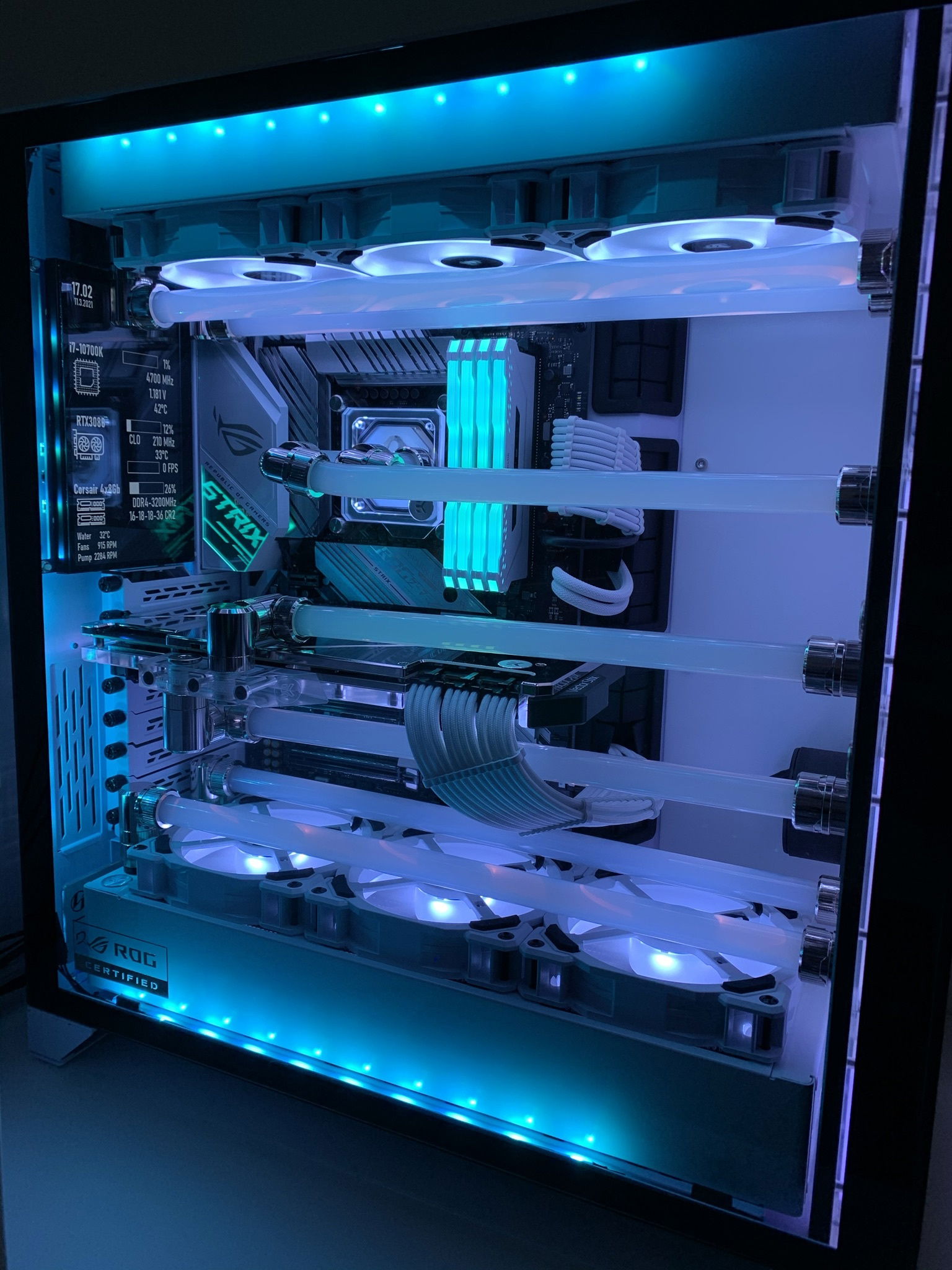 O11 Dynamic XL White » builds.gg