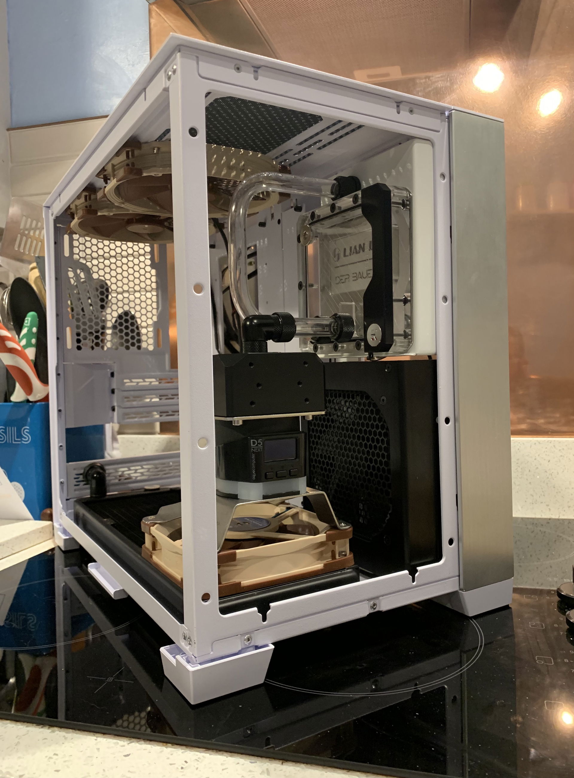 011D Mini with ATX PSU, configaruble internal/external loop. » builds.gg