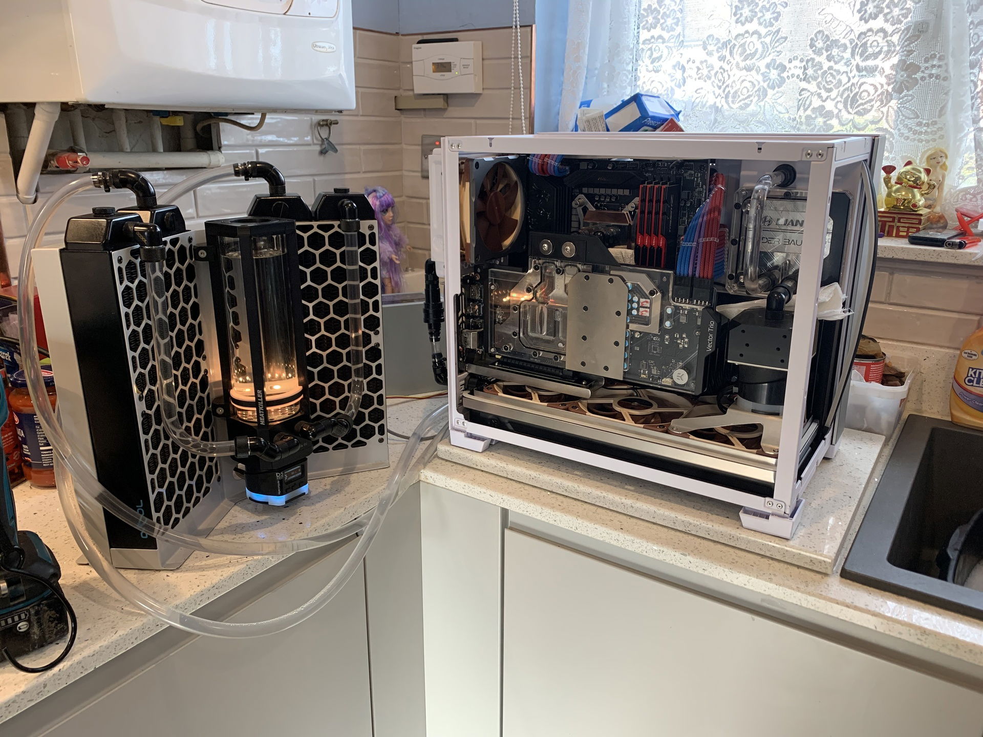 011D Mini with ATX PSU, configaruble internal/external loop. » builds.gg