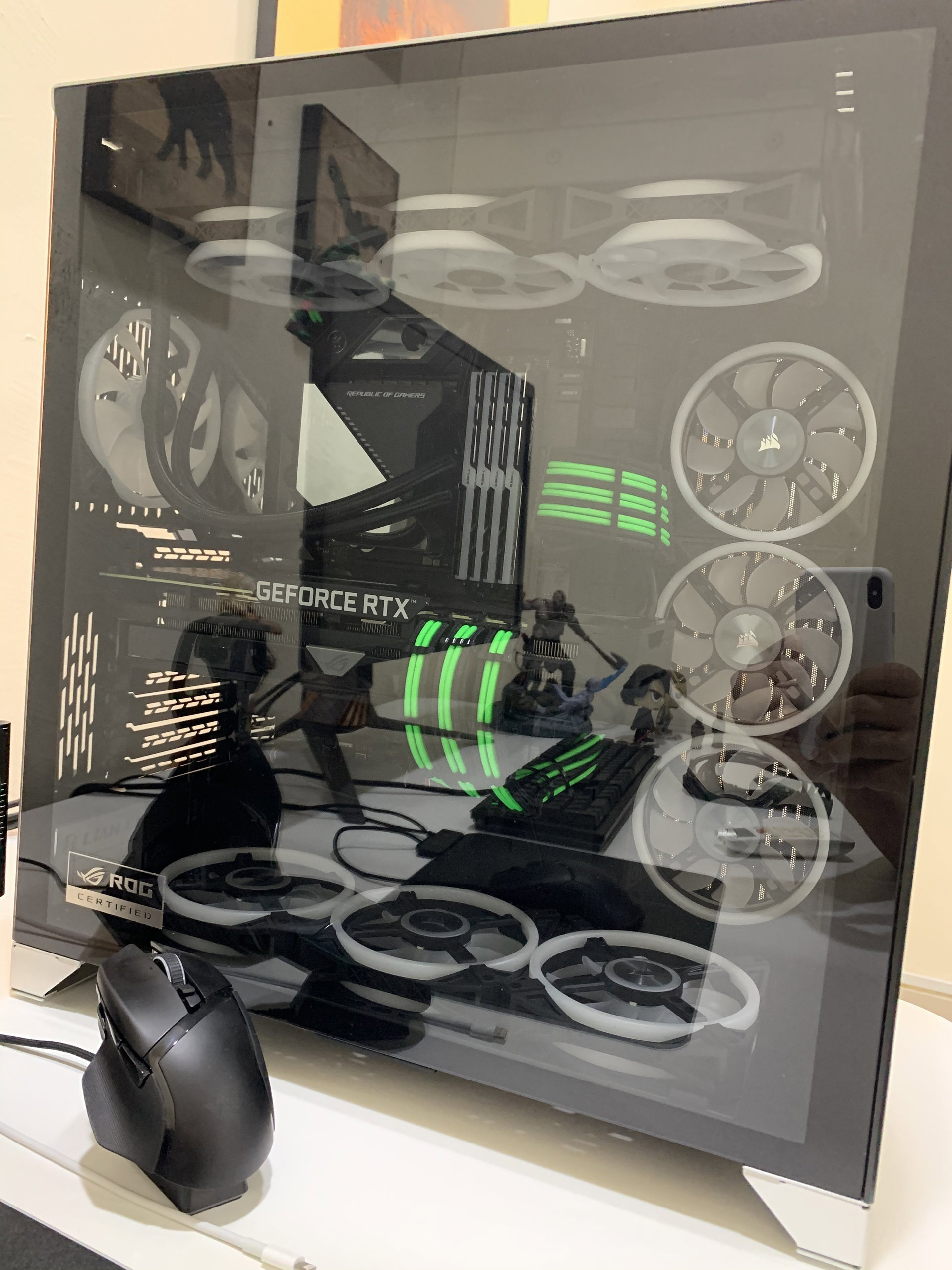 ROG build RTX 3080 Ryzen 9 3900X » builds.gg