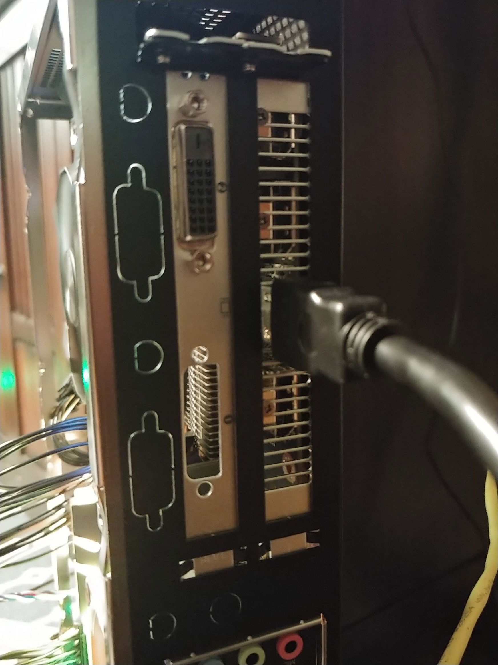 MC600 ITX Gaming » builds.gg