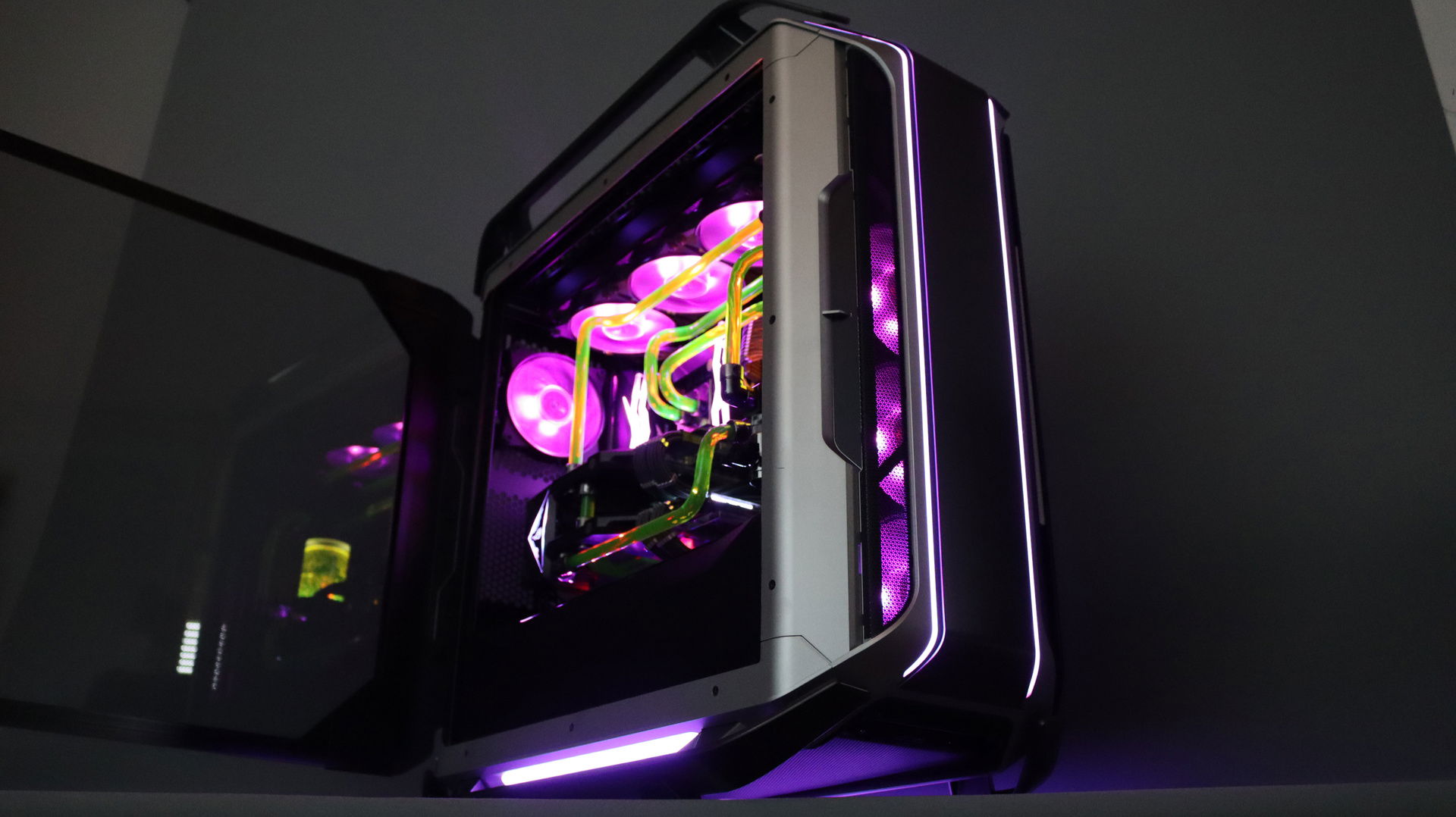 Cooler Master Cosmos C700M » builds.gg