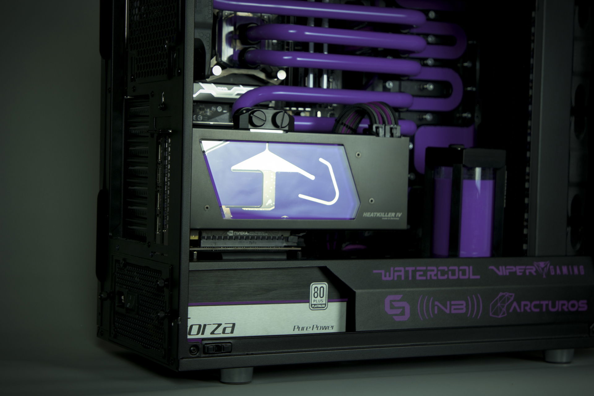 PURPLE PILL "FRACTAL DESIGN DEFINE R6" » builds.gg