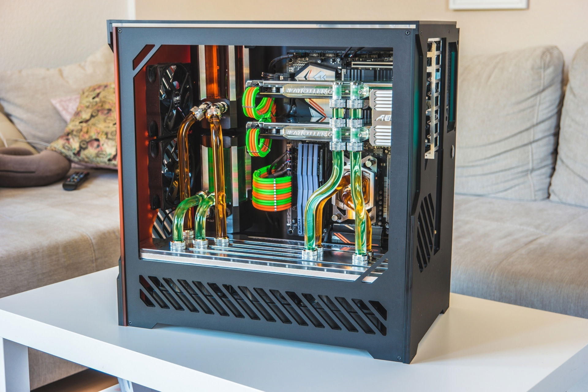 Parvum Systems AORUS Custom build » builds.gg