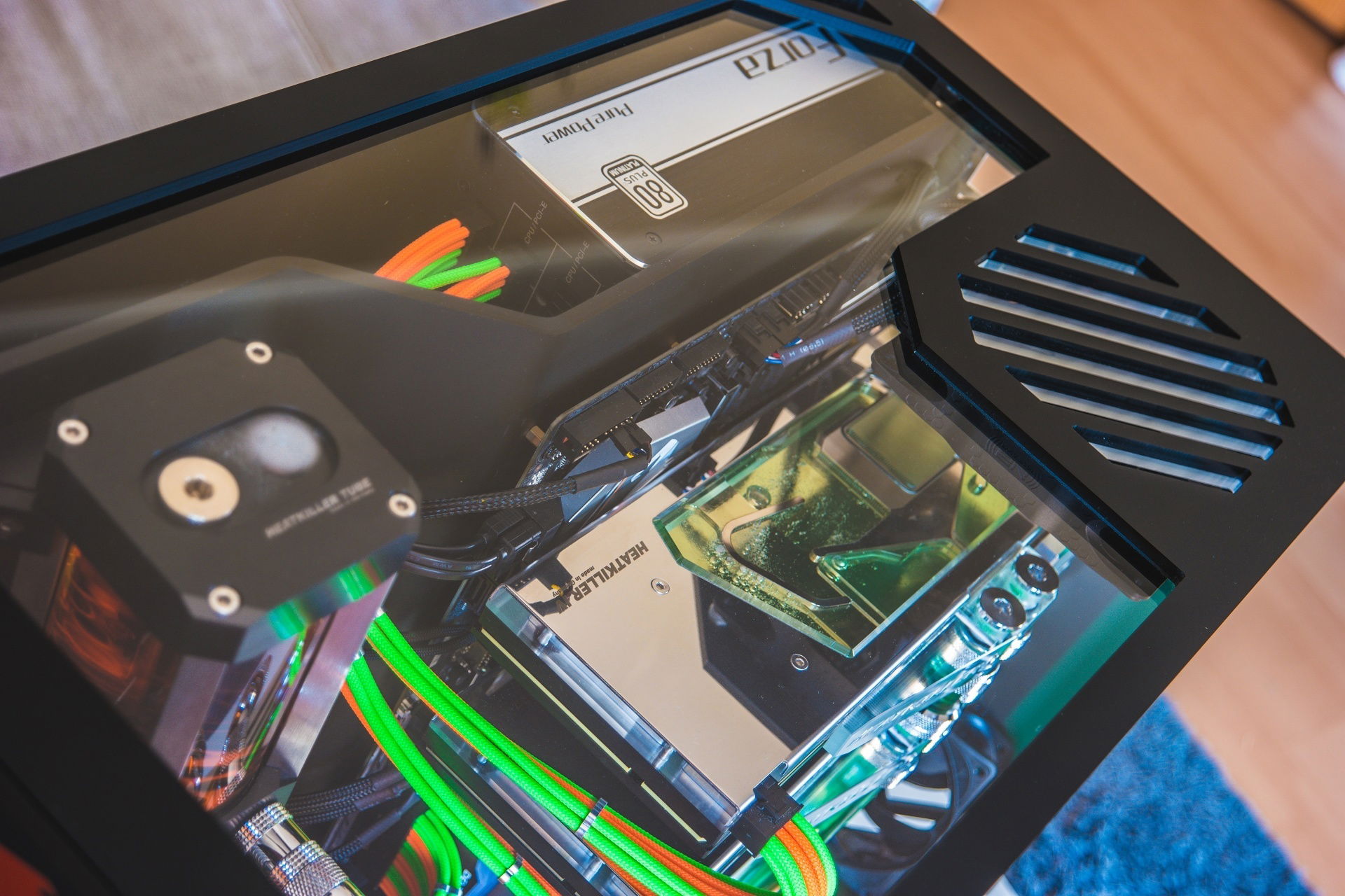 Parvum Systems AORUS Custom build » builds.gg