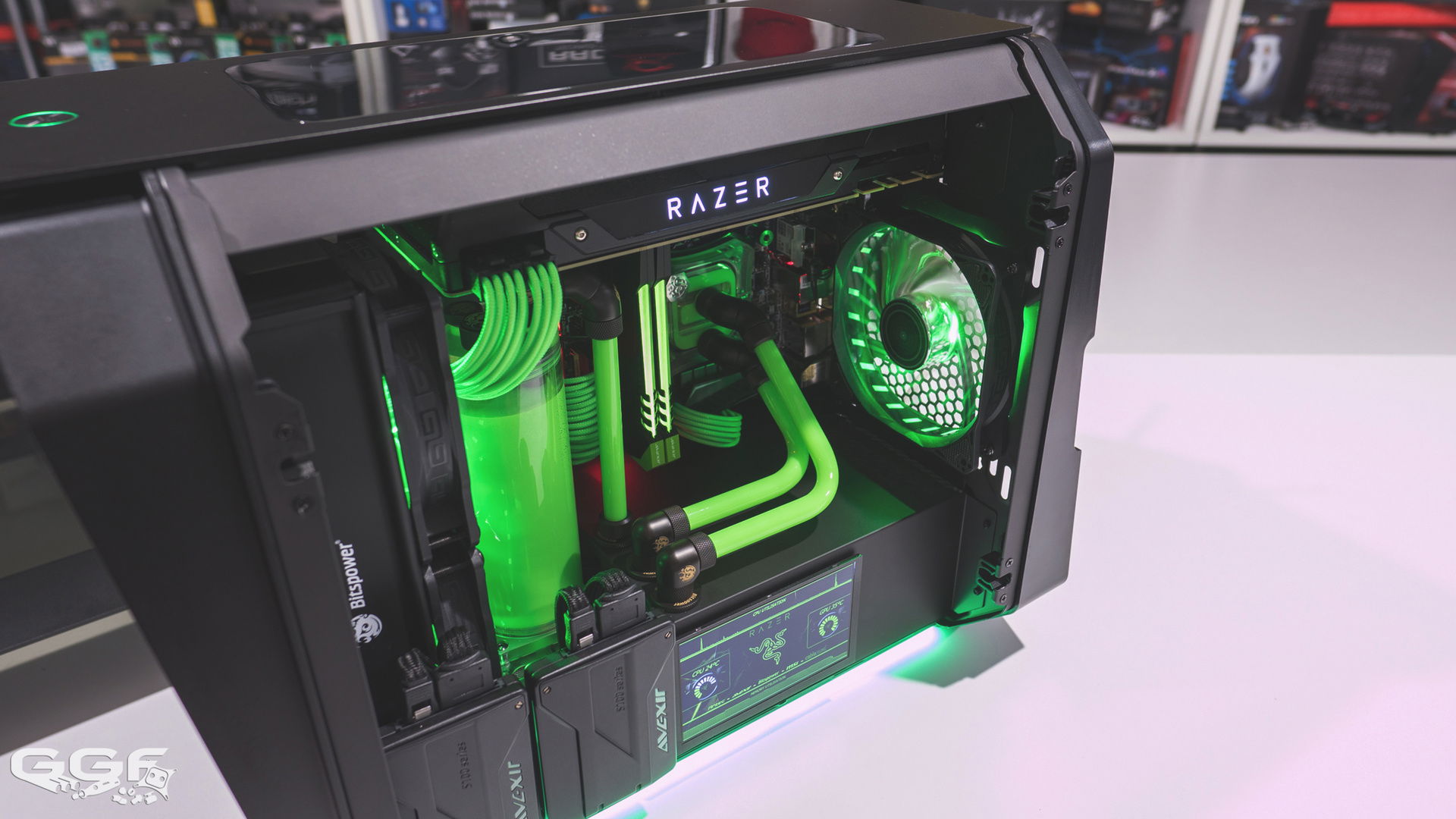 The Razer Build » builds.gg