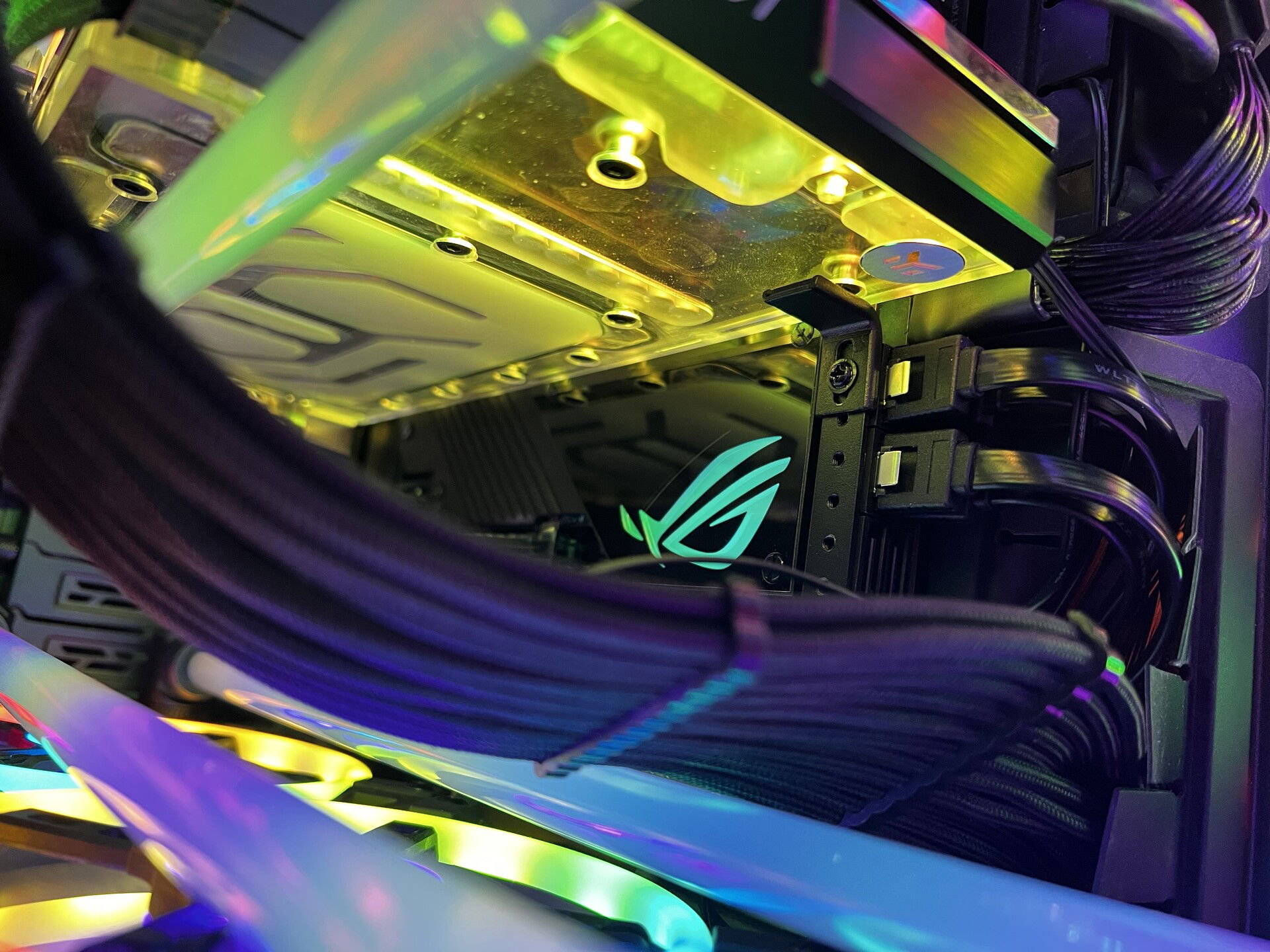 Lian-Li O11 DYNAMIC XL BLACK build » builds.gg