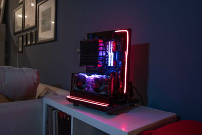 RED gaming pc » builds.gg