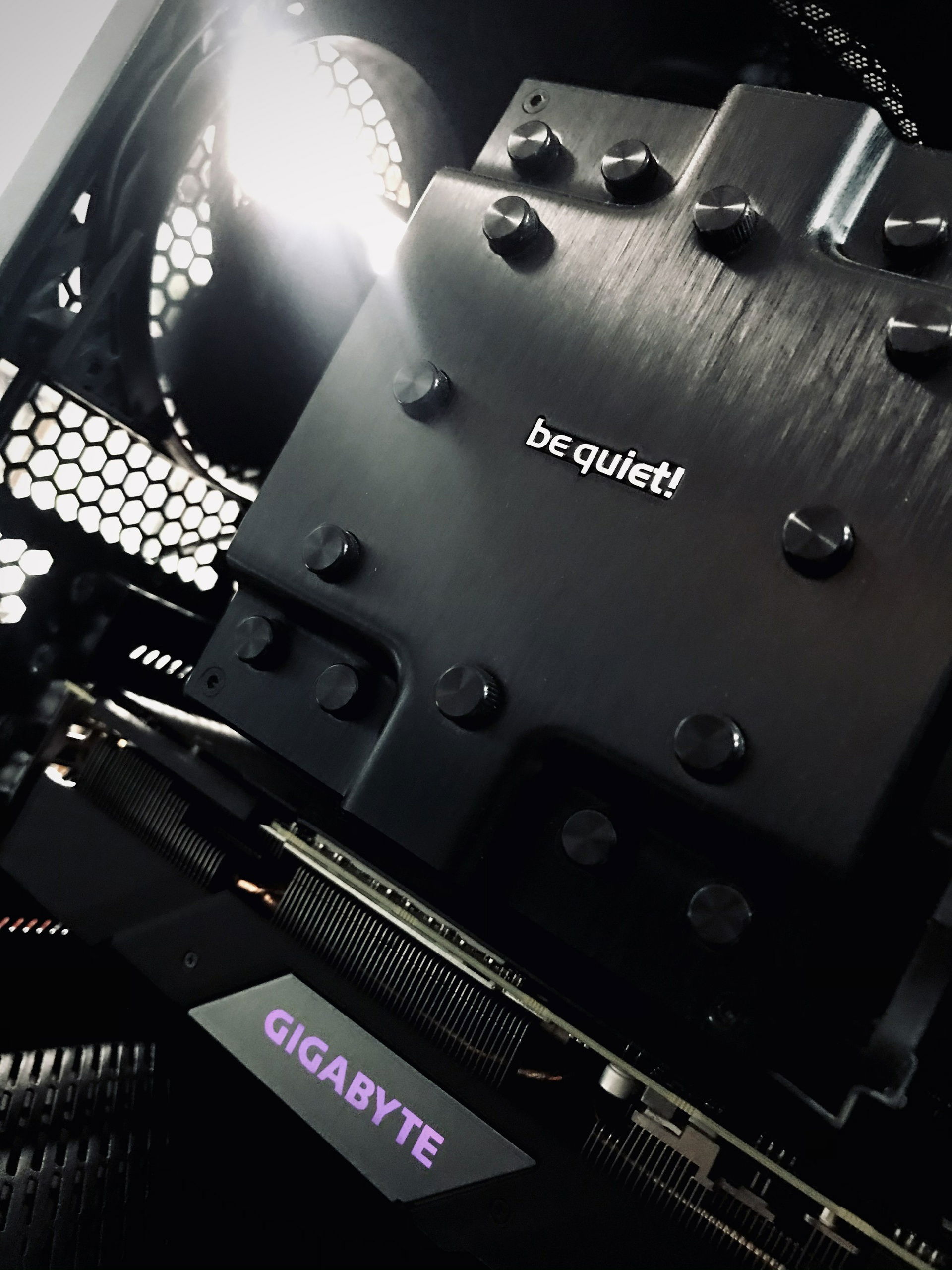 Blacked Out - All black build with almost no RGB. » builds.gg