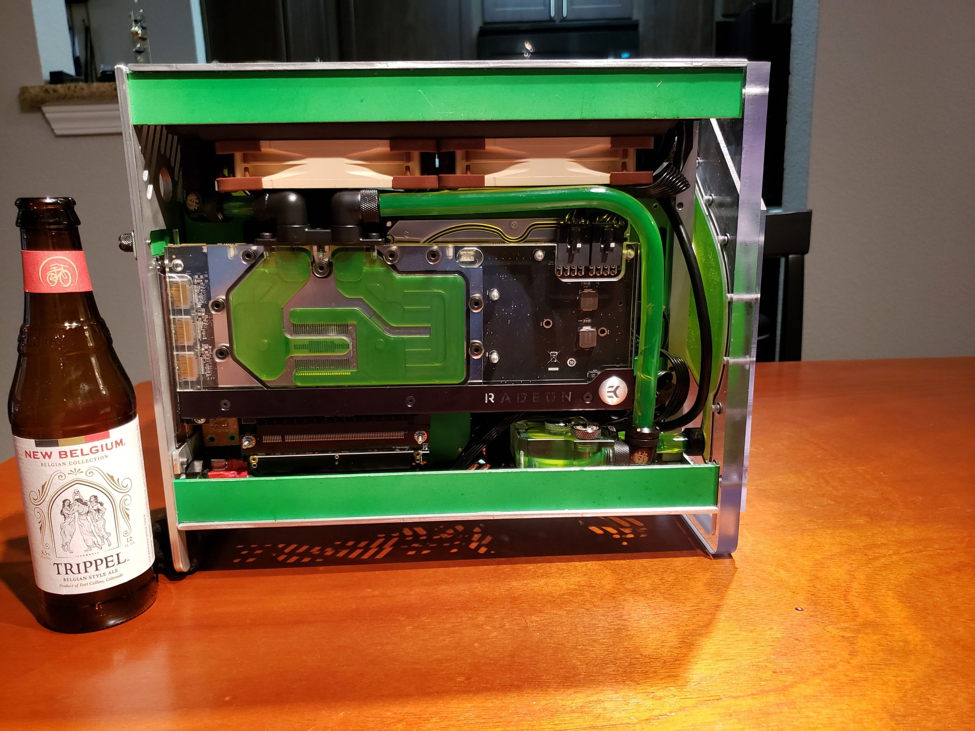 Hardline Custom Compact Lan Case » builds.gg