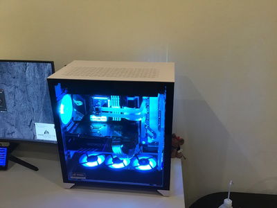 Miami Vice (Meshify C Custom Loop) » builds.gg