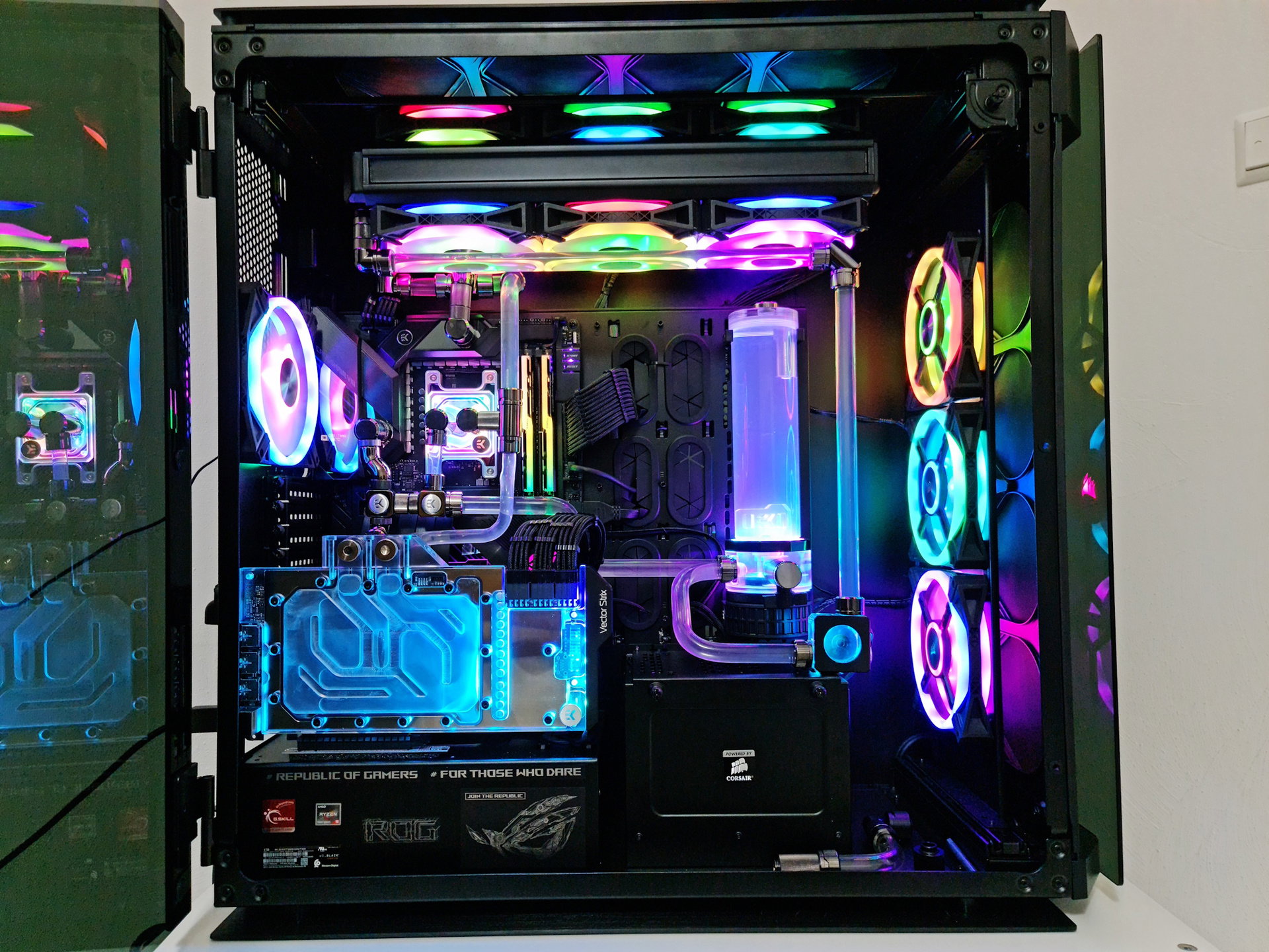 EKWB Magic Rainbow » builds.gg