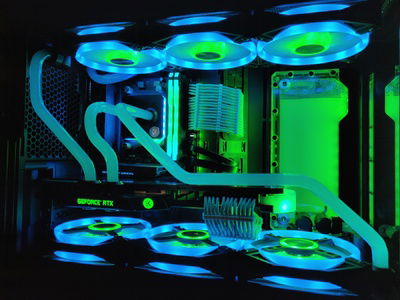 Miami Vice (Meshify C Custom Loop) » builds.gg