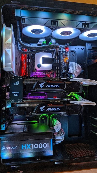 Lian Li O11 XL, custom loop, front distro plate, black & yellow » builds.gg