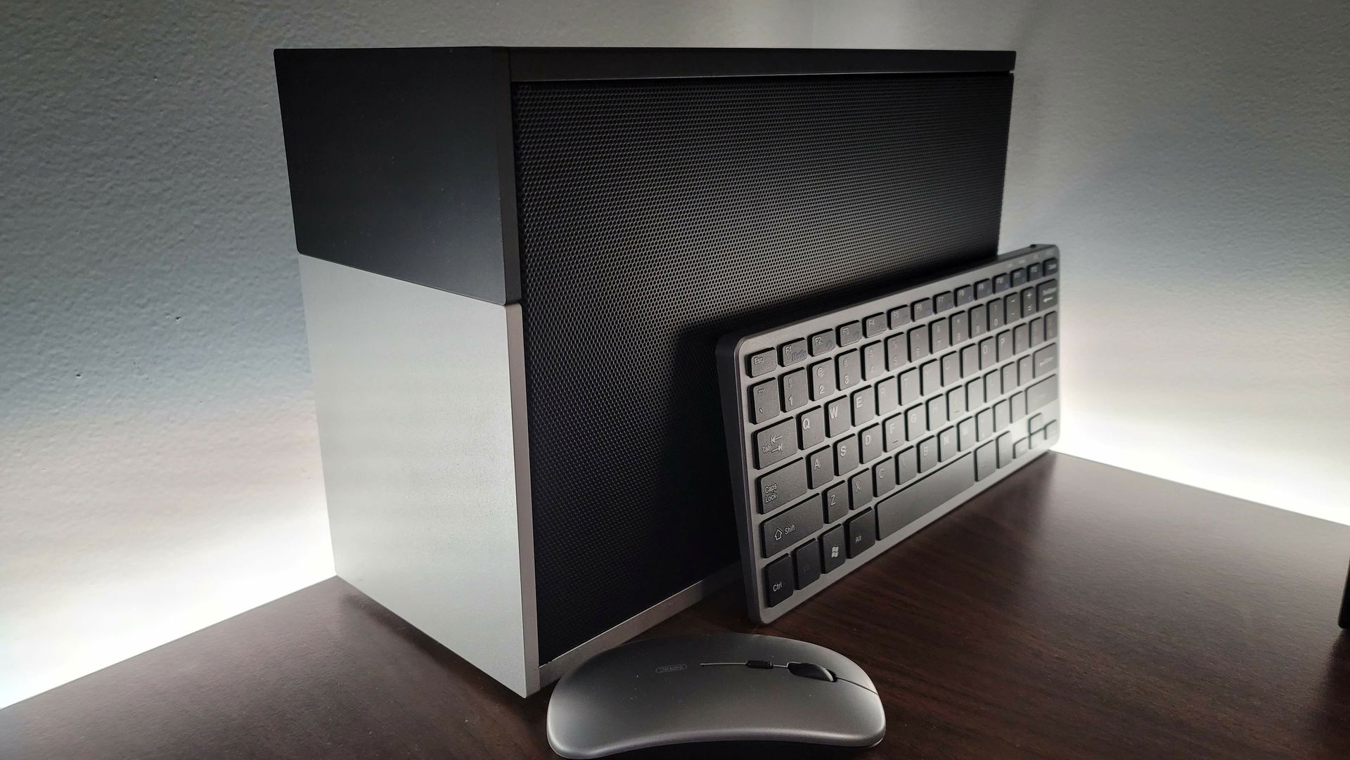 Sigma the FormD T1 - My SFF Custom Loop Adventure » builds.gg