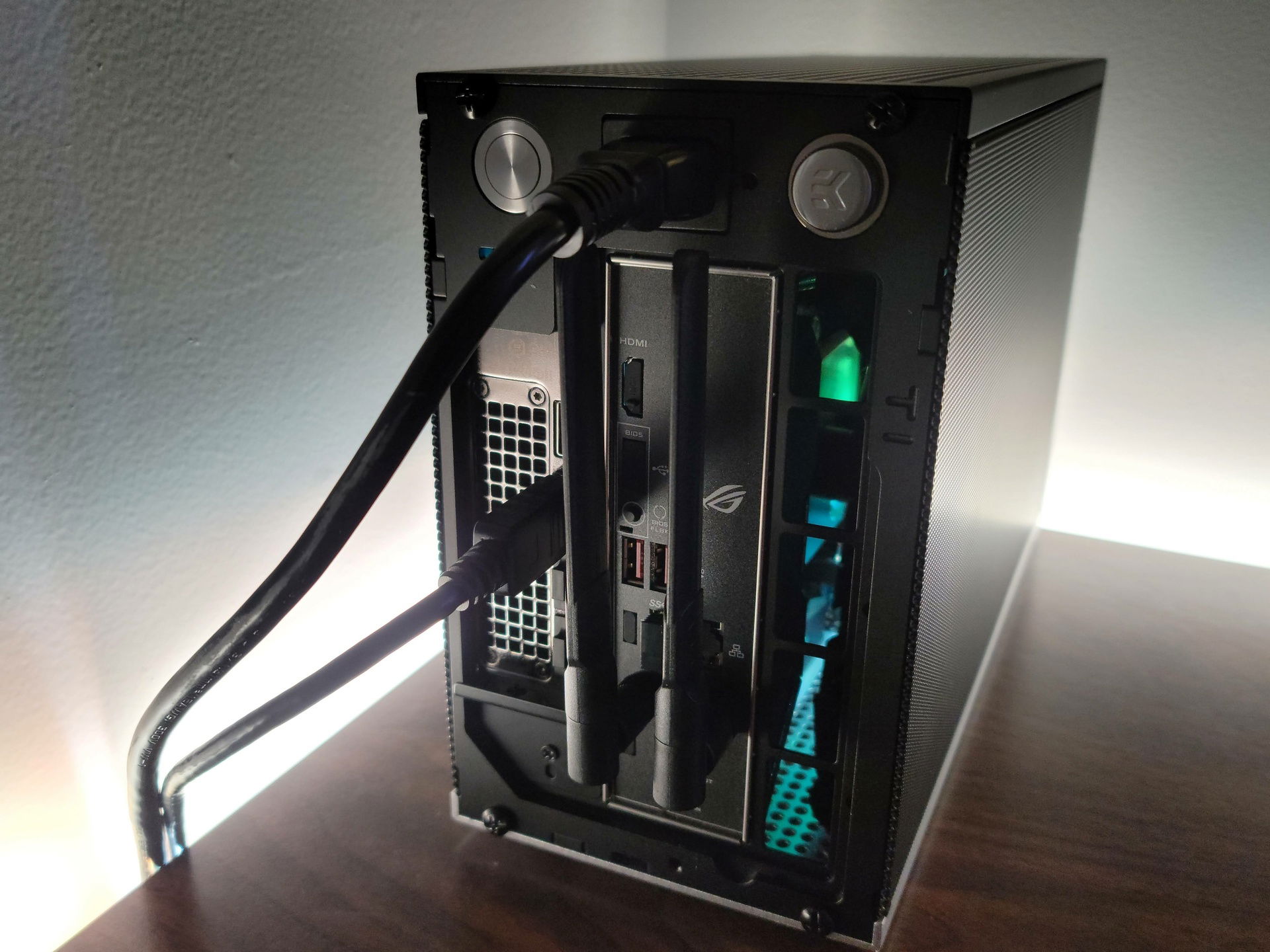 Sigma the FormD T1 - My SFF Custom Loop Adventure » builds.gg