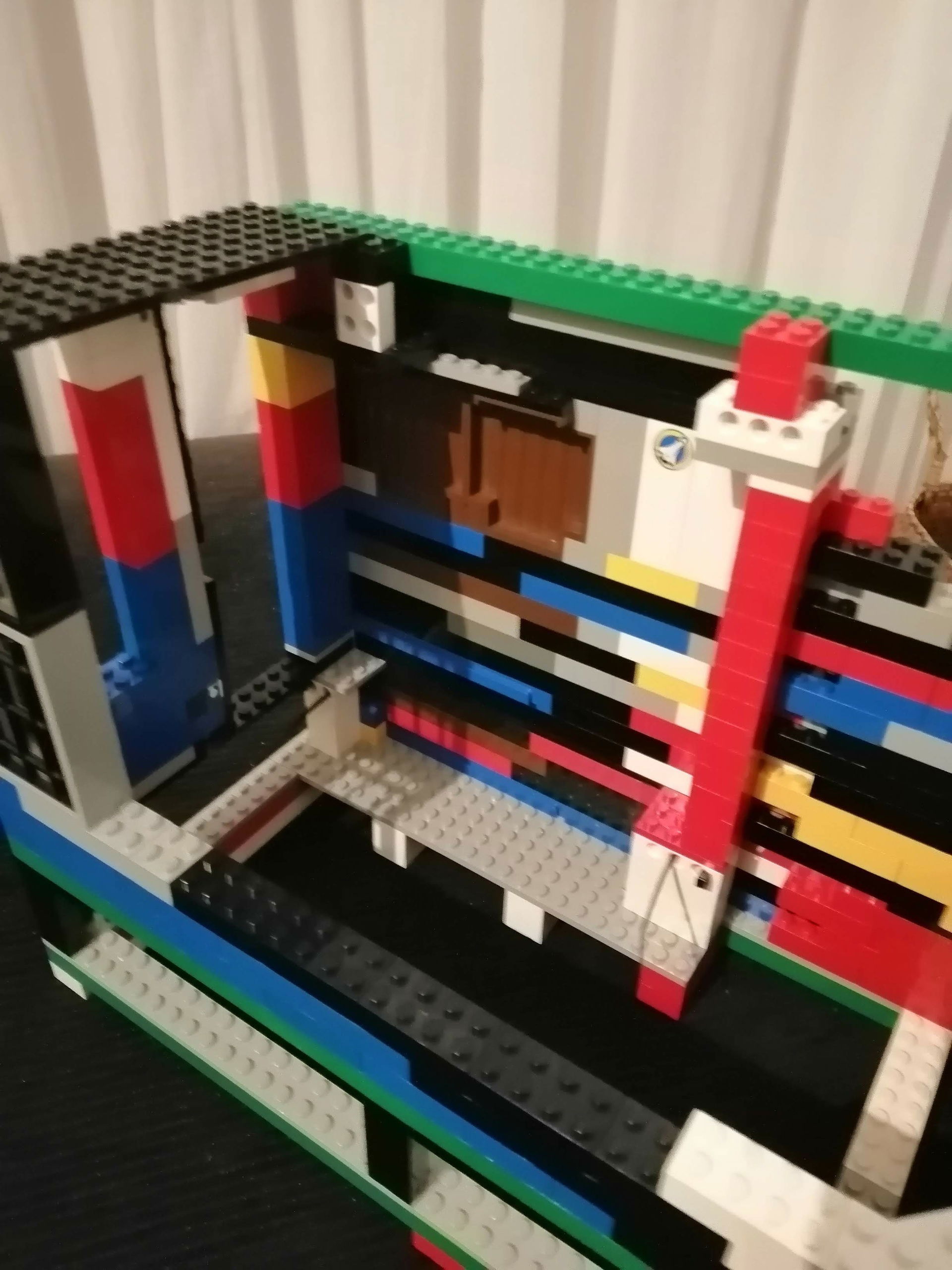 "Poor man's" Lego SFF PC » builds.gg