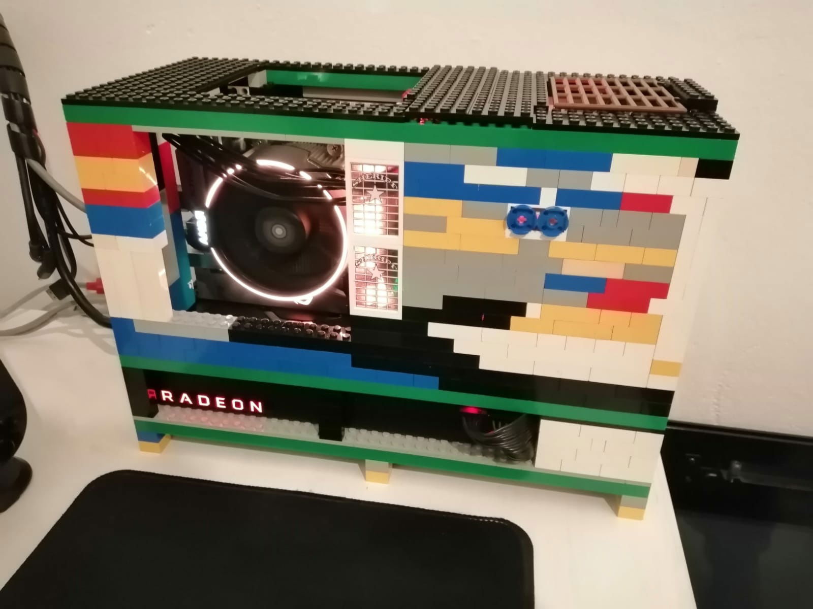 "Poor man's" Lego SFF PC » builds.gg