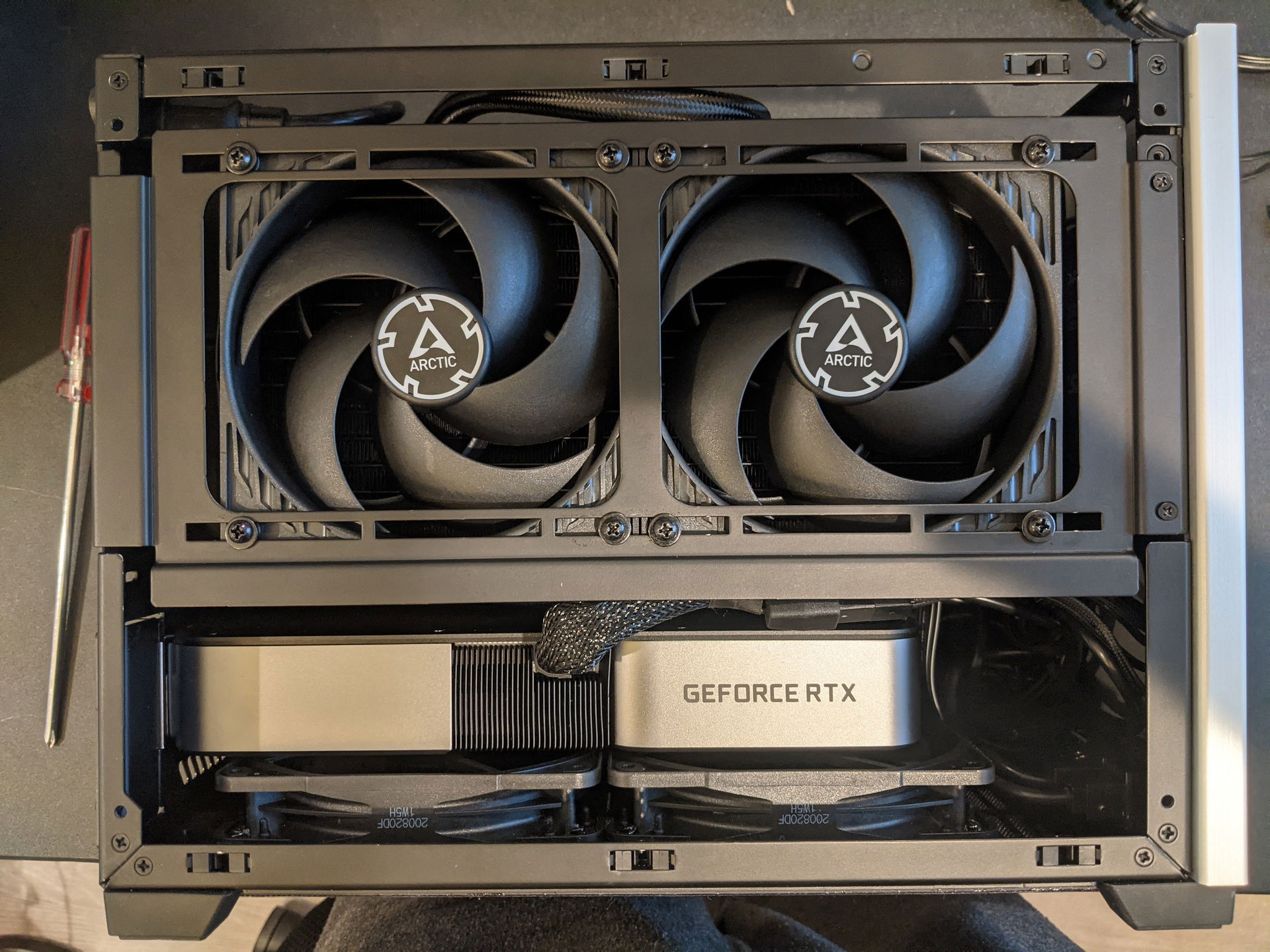 Silver NCase M1 - RTX 3070 » builds.gg