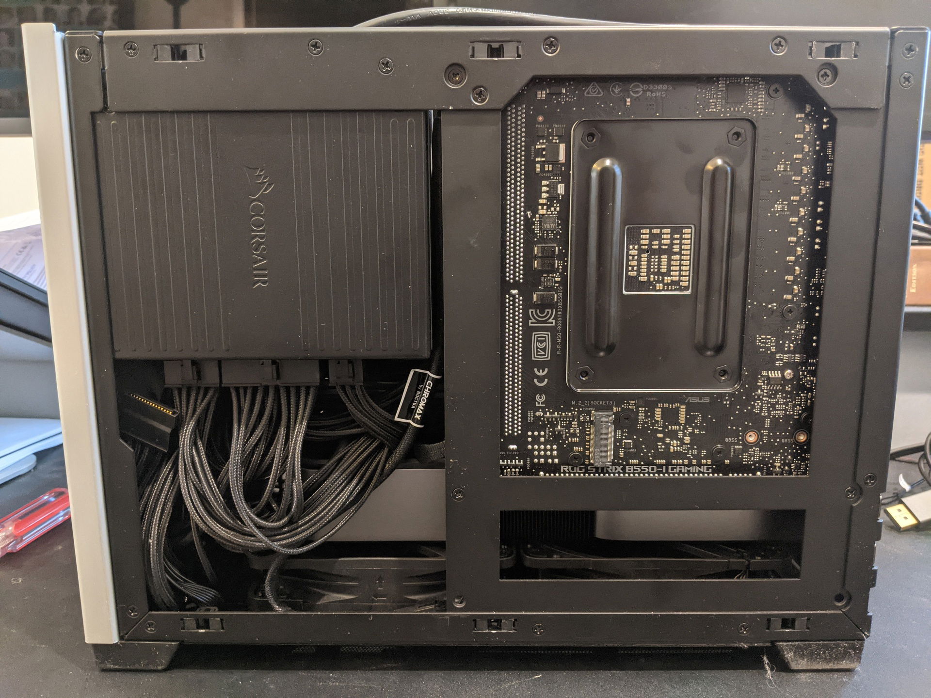 Silver NCase M1 - RTX 3070 » builds.gg