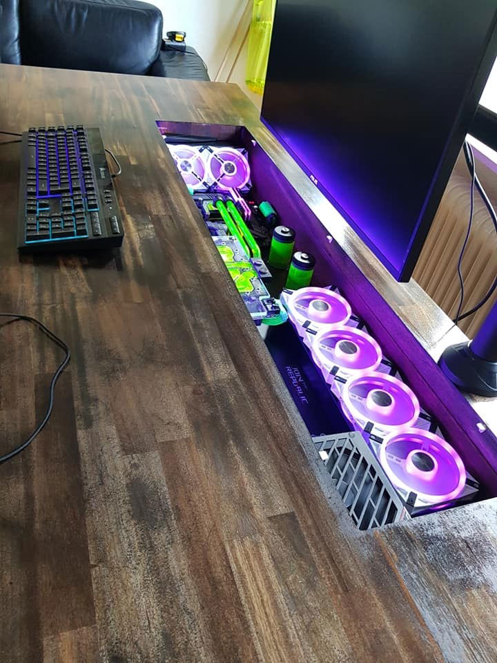 Ultraviolet desk » builds.gg