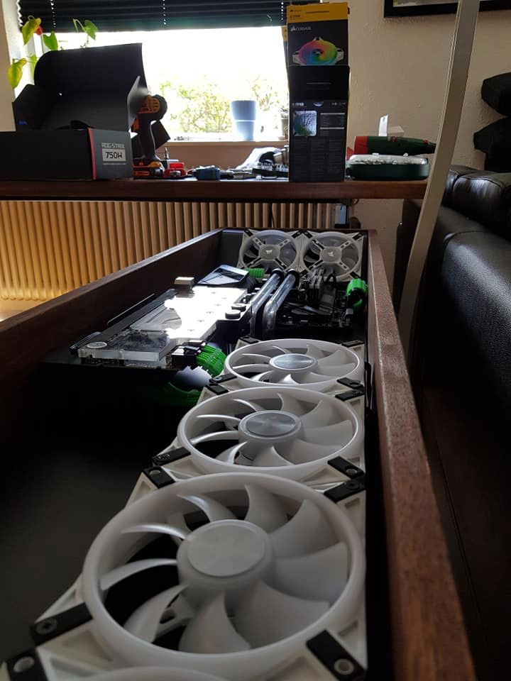 Ultraviolet desk » builds.gg