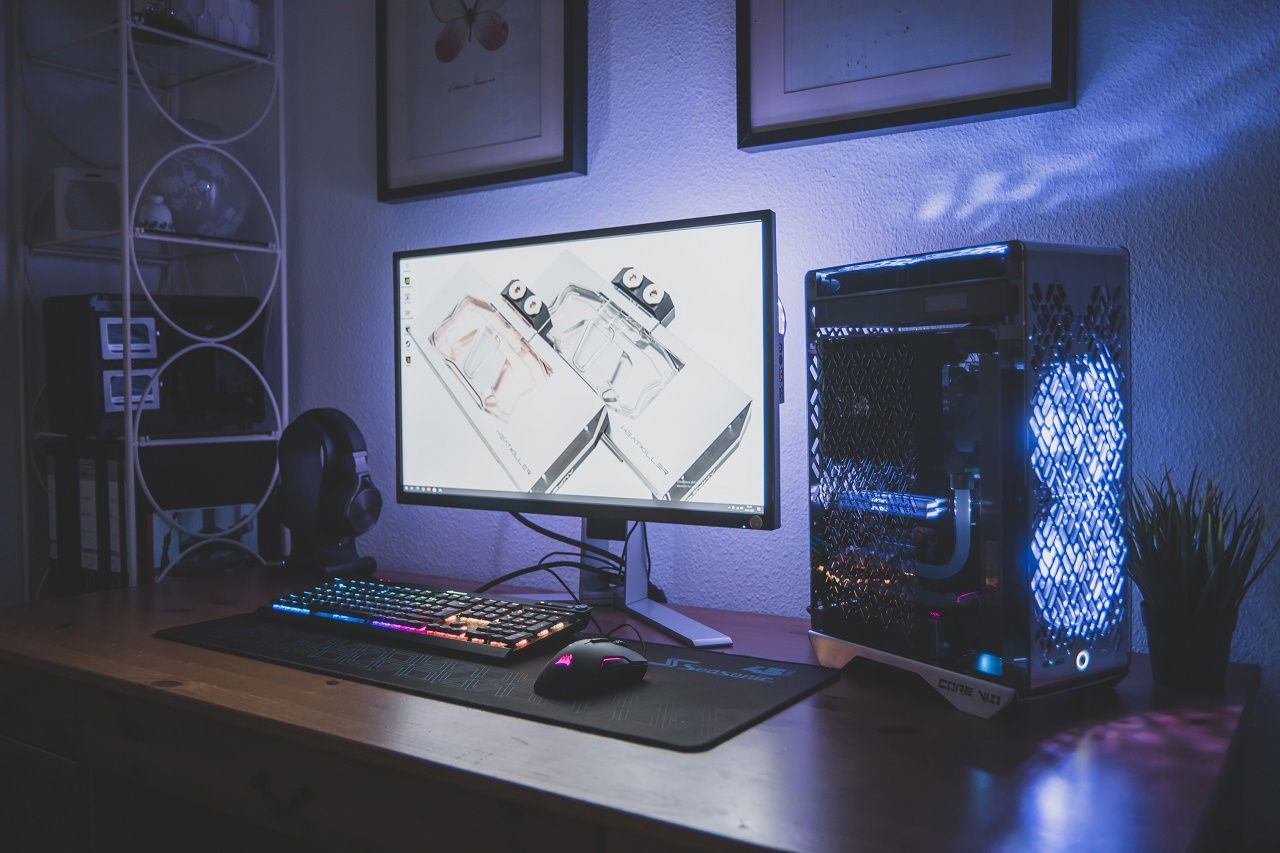 CORE ITX CASECON Designed by CustomRigsDe » builds.gg