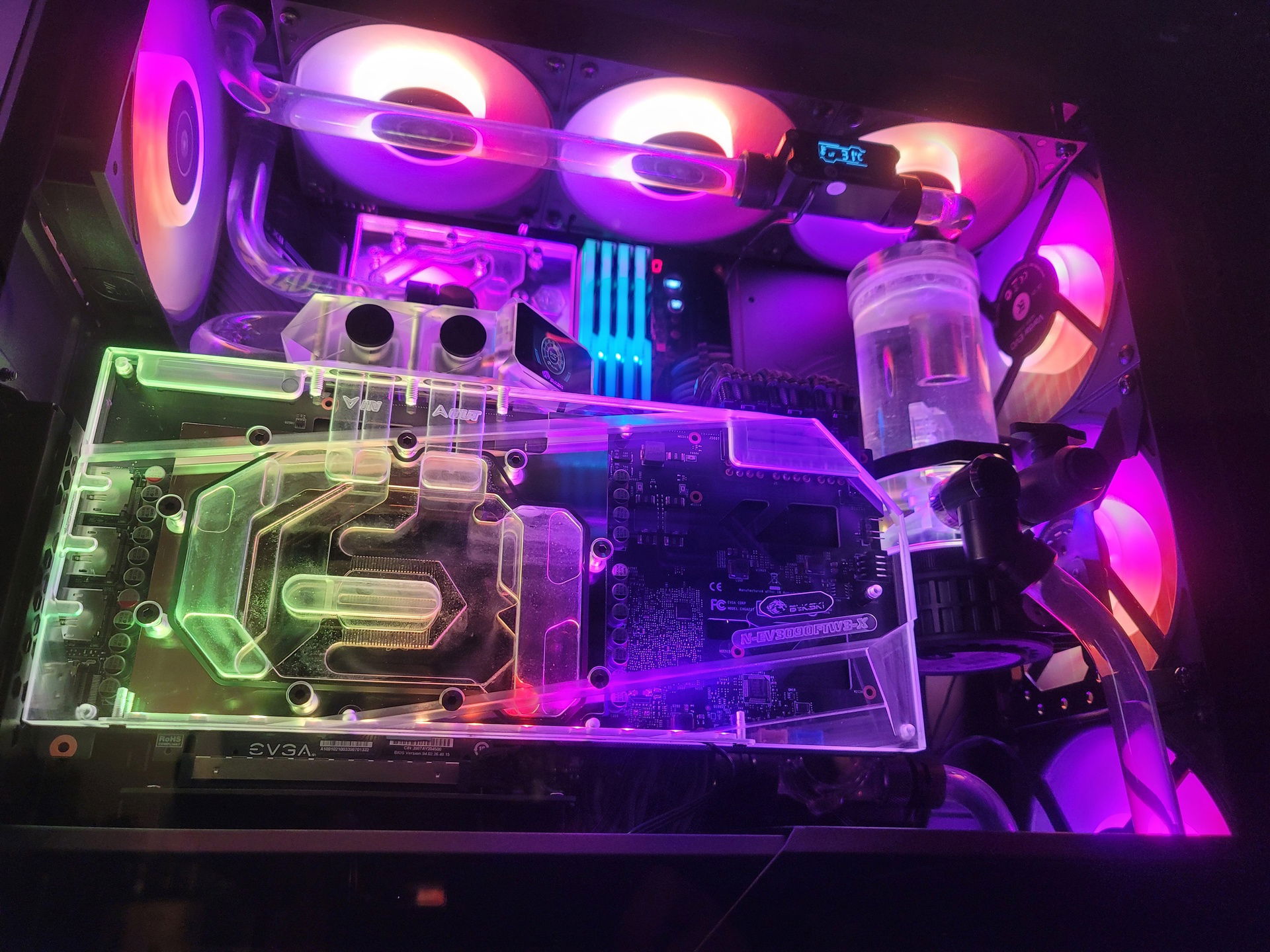 The Phantom » builds.gg