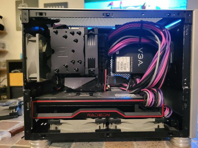 Lian Li O11 XL, custom loop, front distro plate, black & yellow » builds.gg