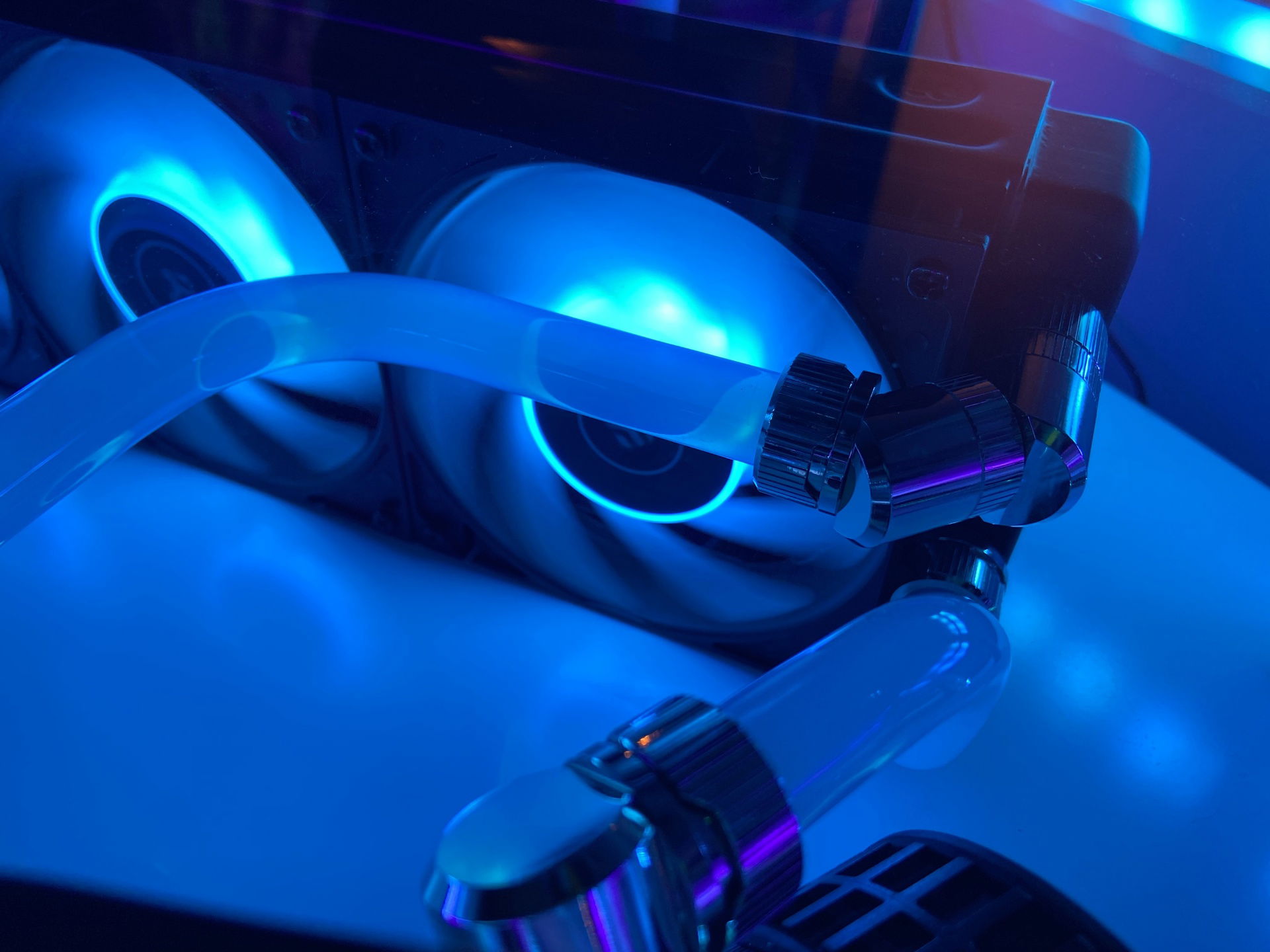 Watercooled desk pc » builds.gg