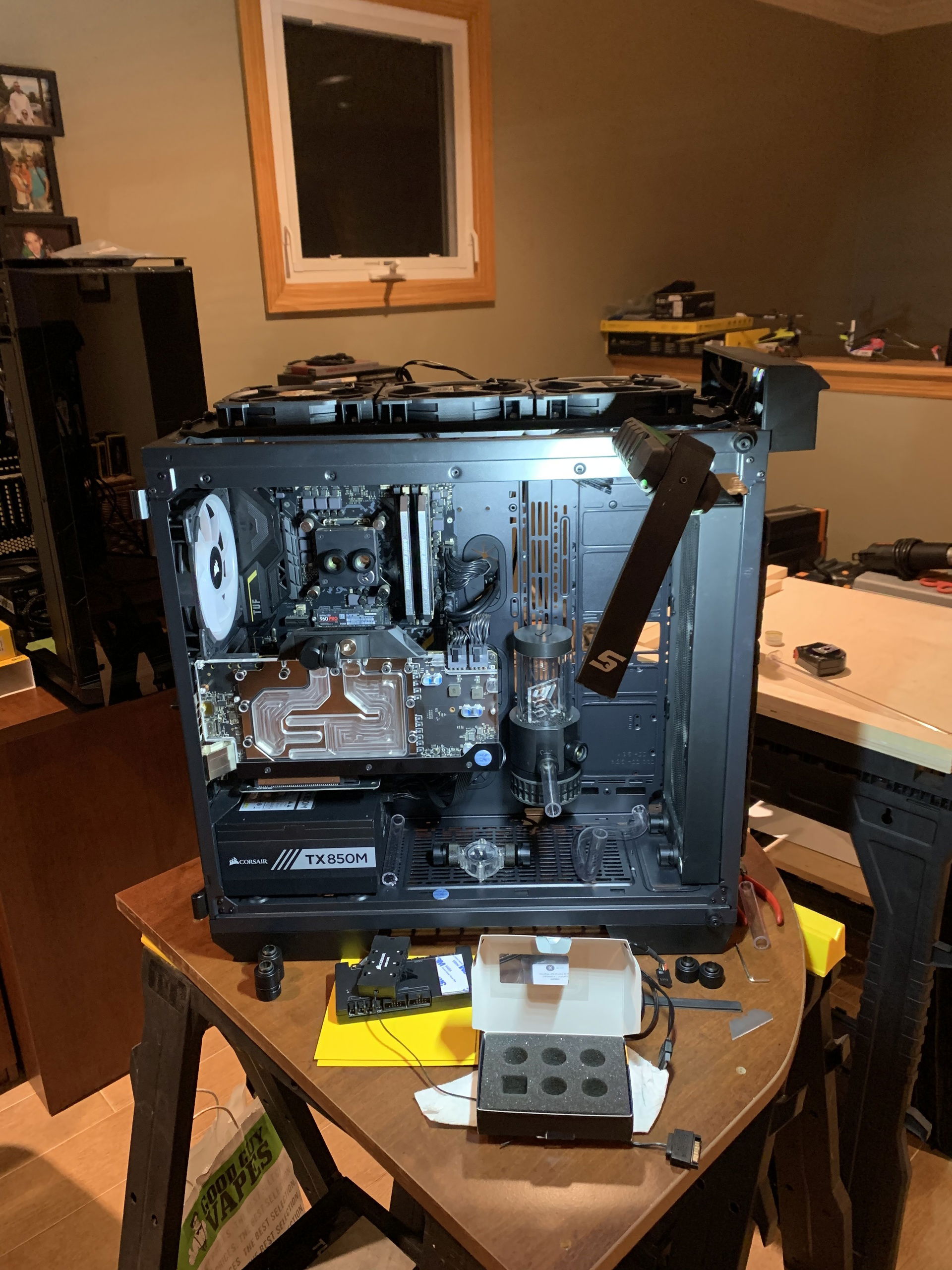 Thermaltake View 71 » builds.gg