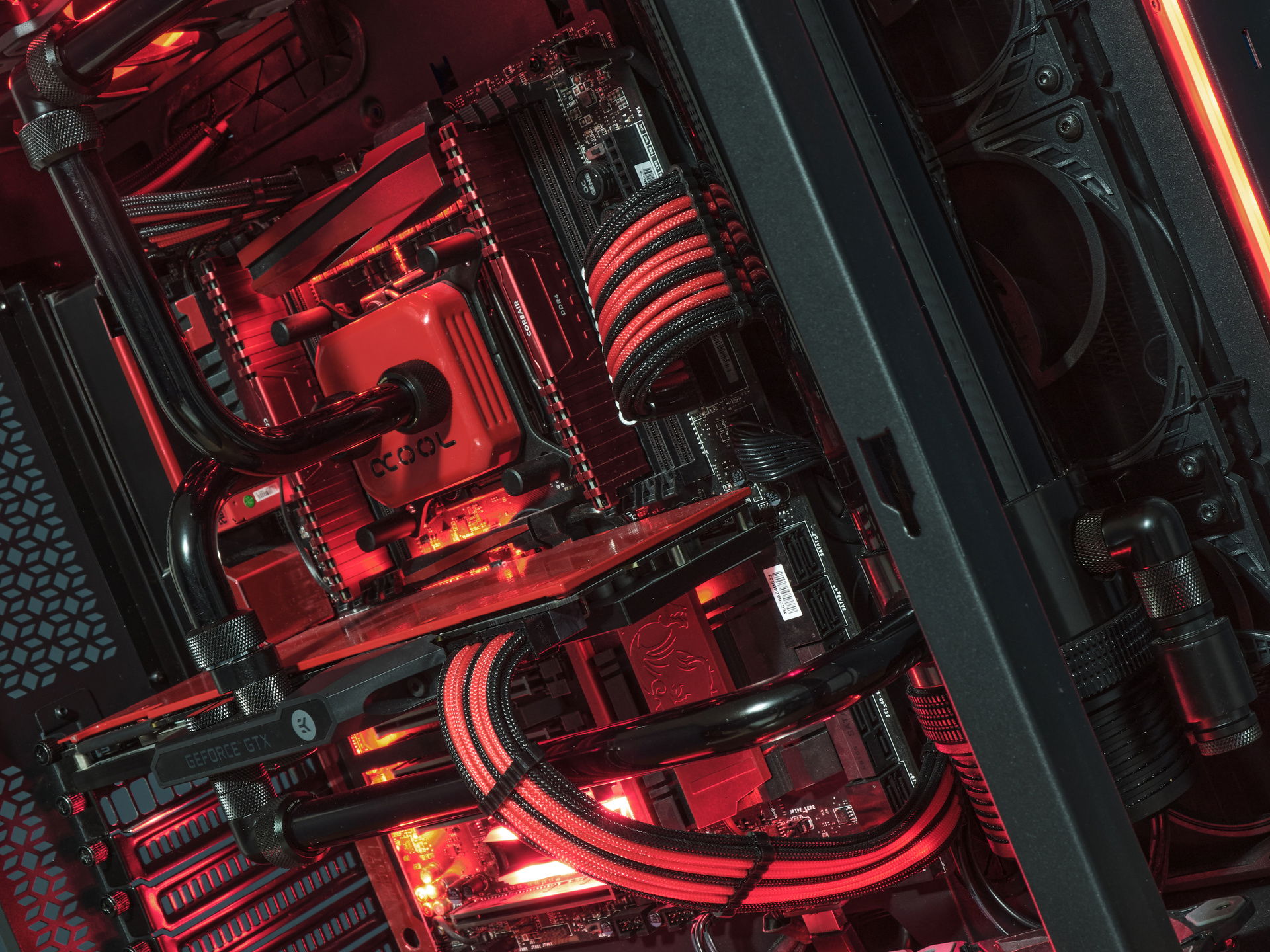 Palpatine's Office Computer (For browsing, holoskyping Vader, word ...