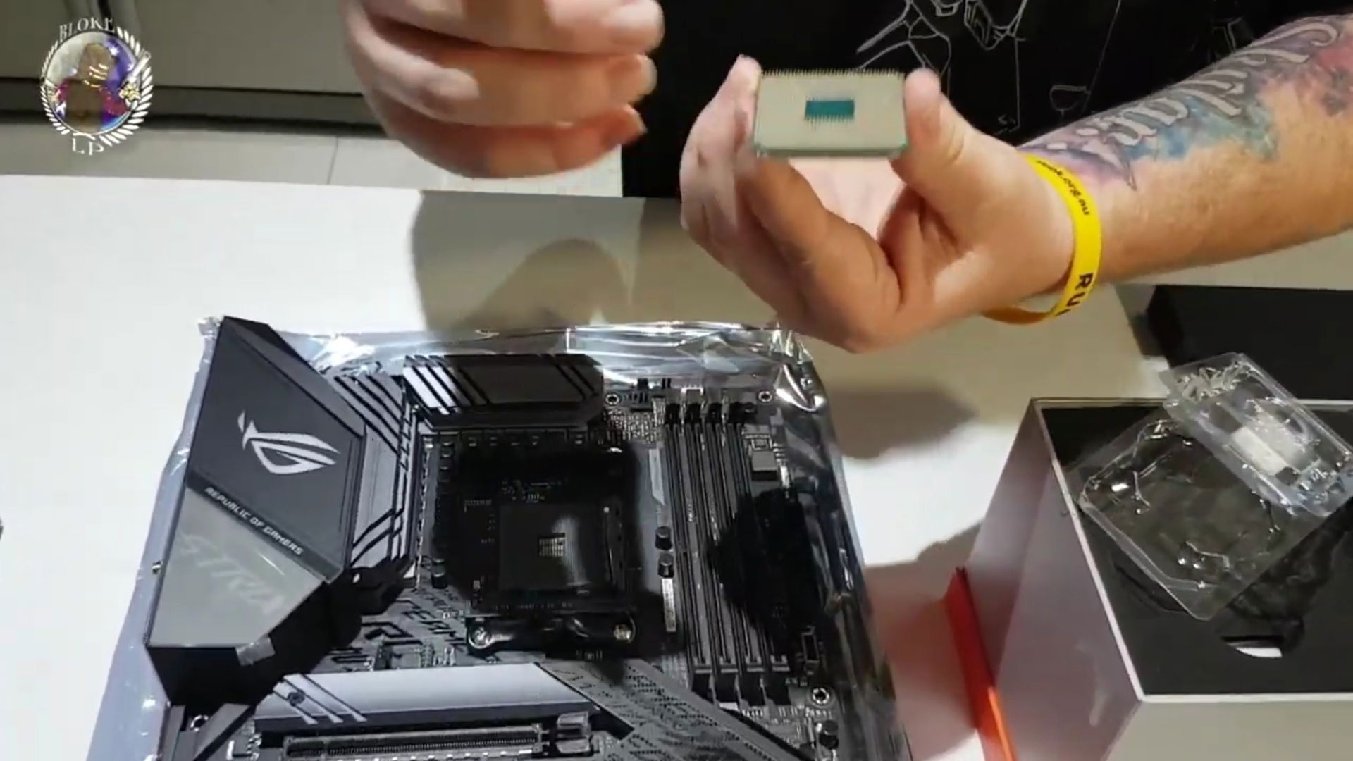 Phantom » builds.gg