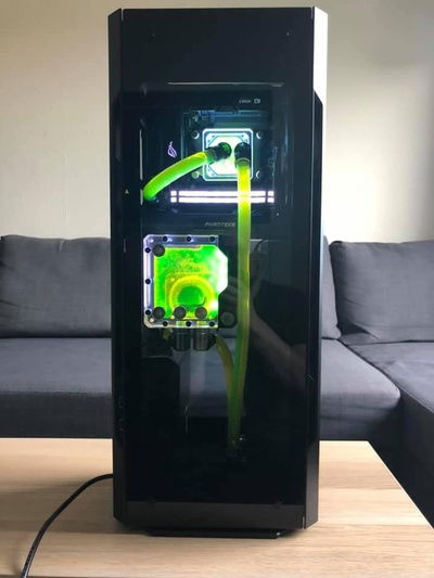 Customer Build. 25 - Lian-Li Custom loop » builds.gg