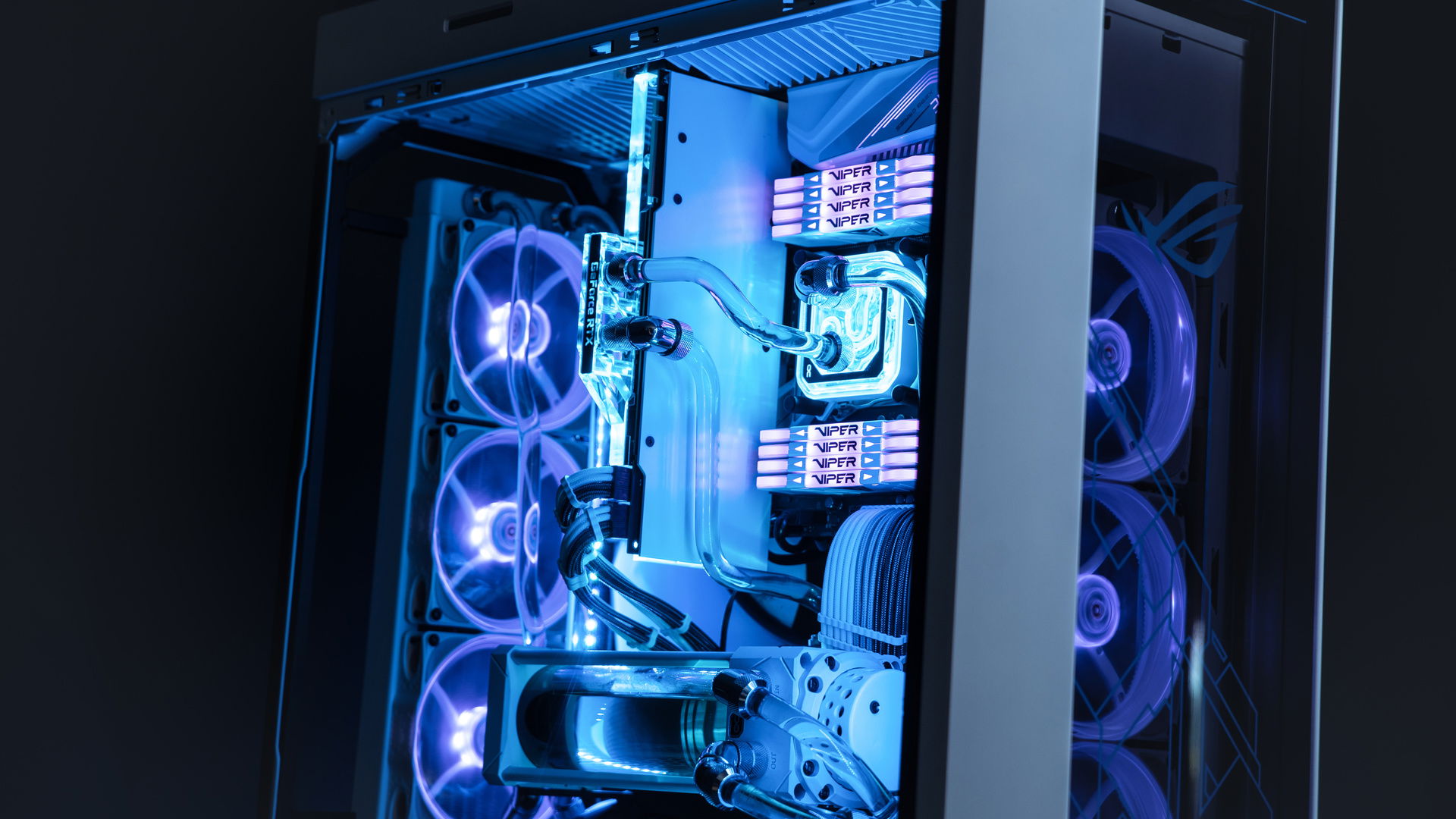 White Helios » builds.gg