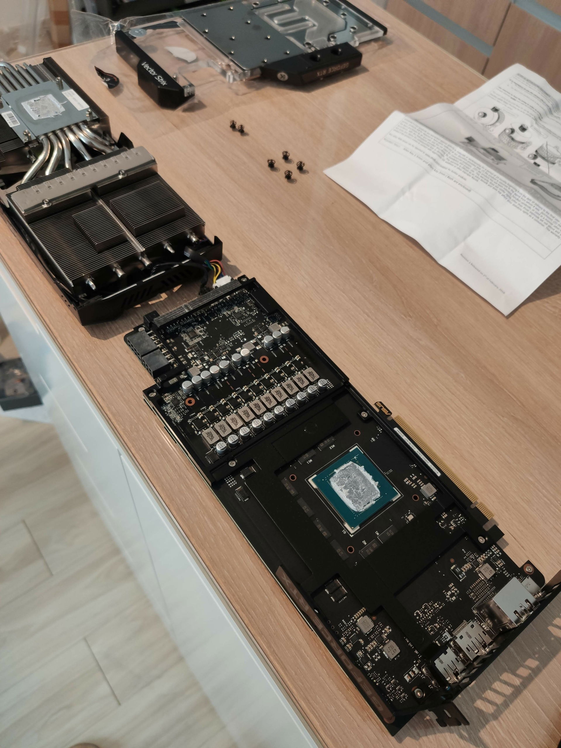 The Aluminium DeskPC » builds.gg