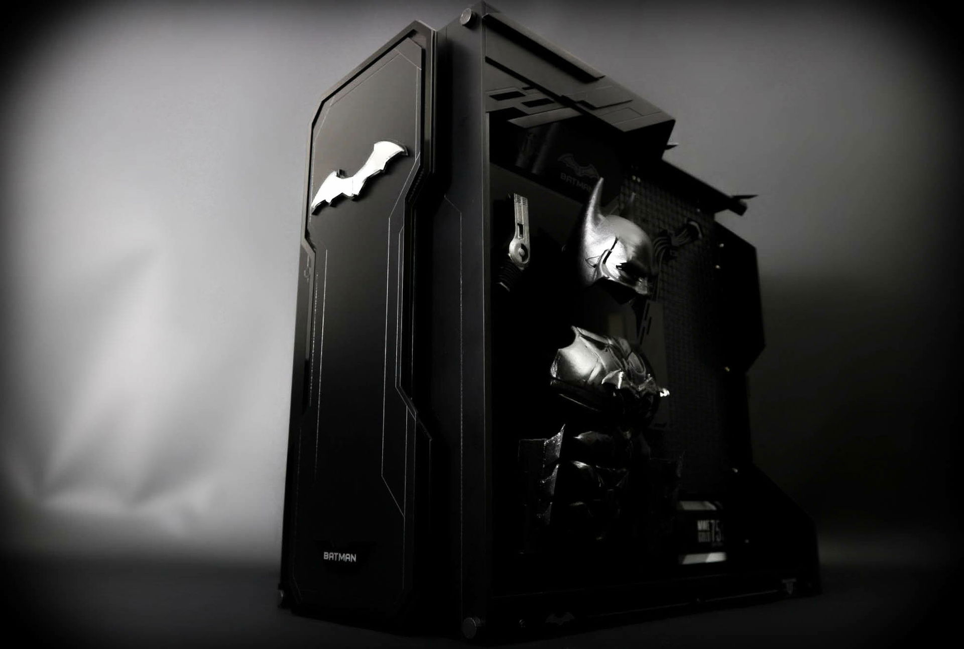 BATMAN THE DARK KNIGHT MOD » builds.gg