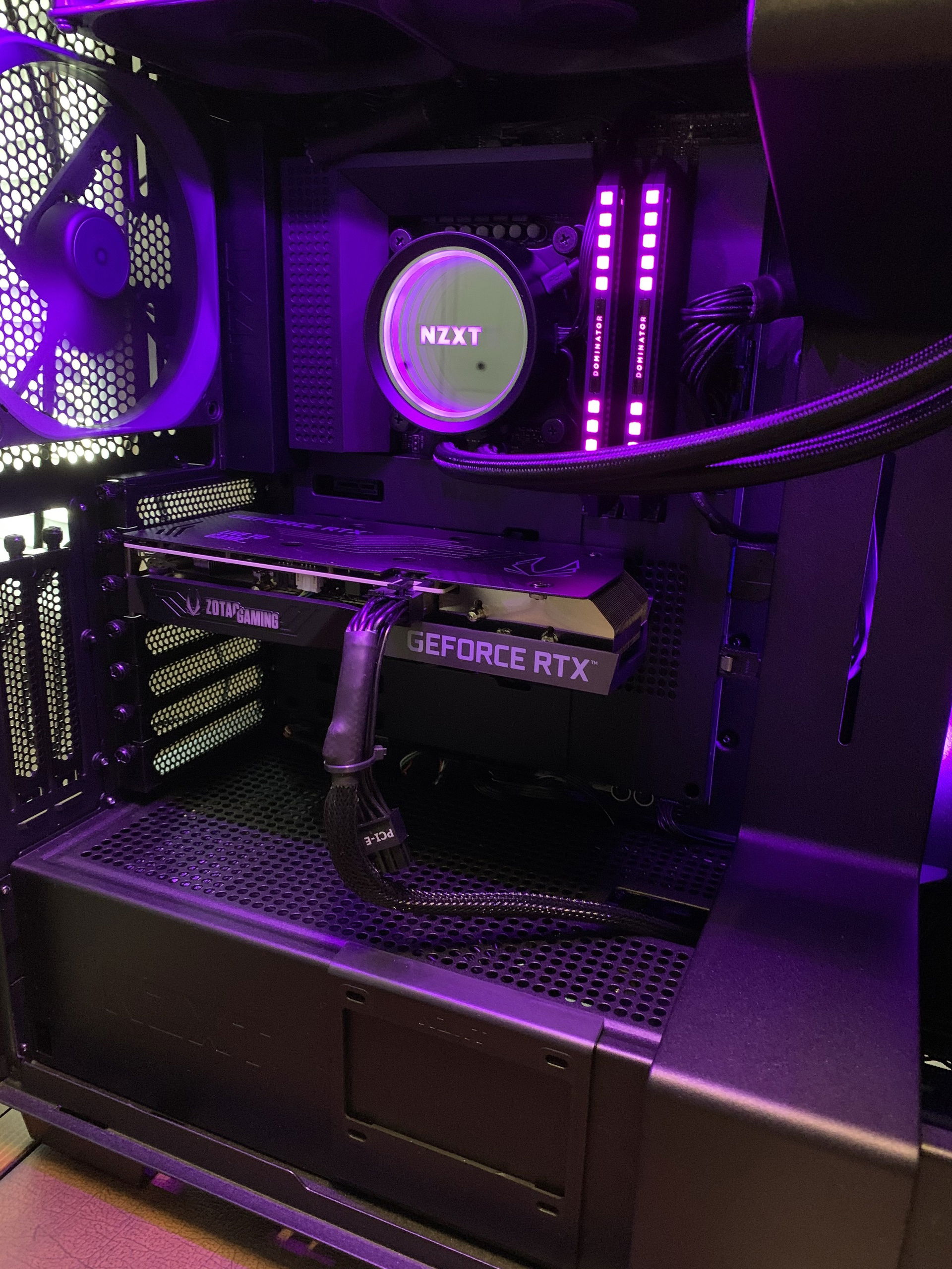 NZXT Blackout » builds.gg