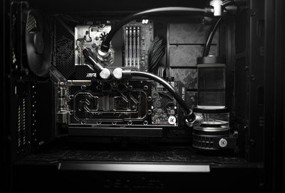 Monochrome Overhaul » builds.gg