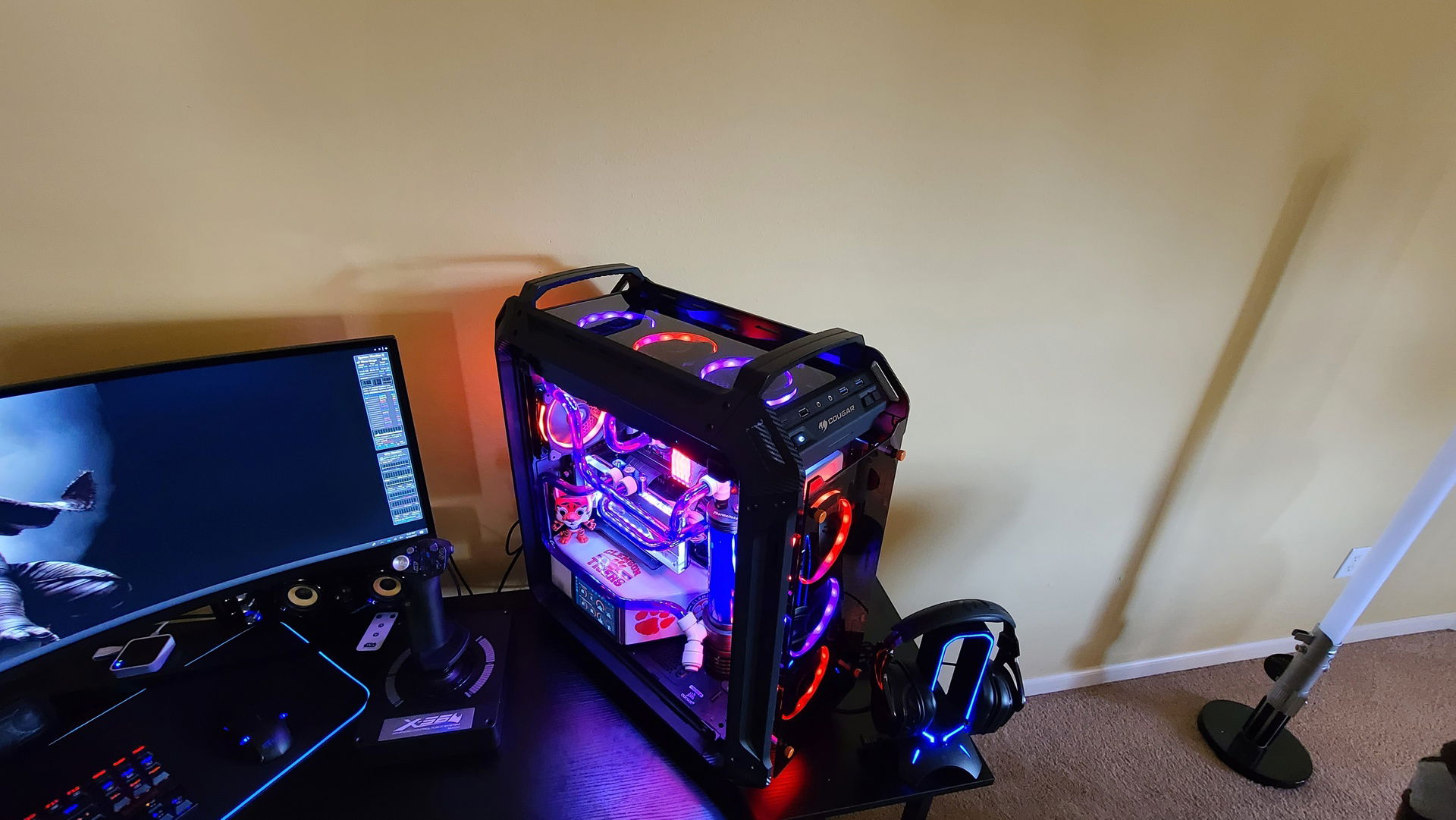 Clemson Tiger Gaming PC » builds.gg