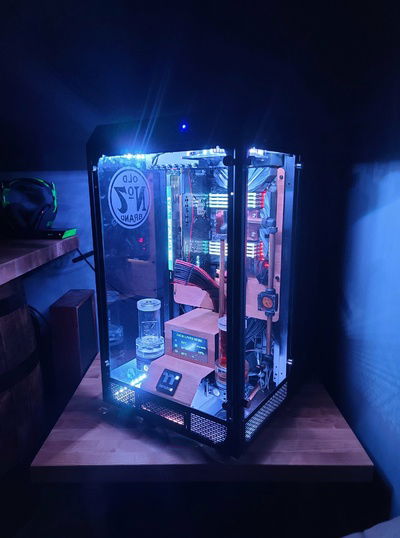 Industrial/Steampunk wooden/copper PC » builds.gg