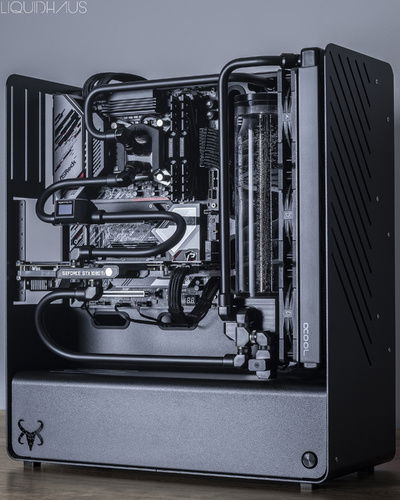 Hardline mITX Build with a Small Footprint » builds.gg