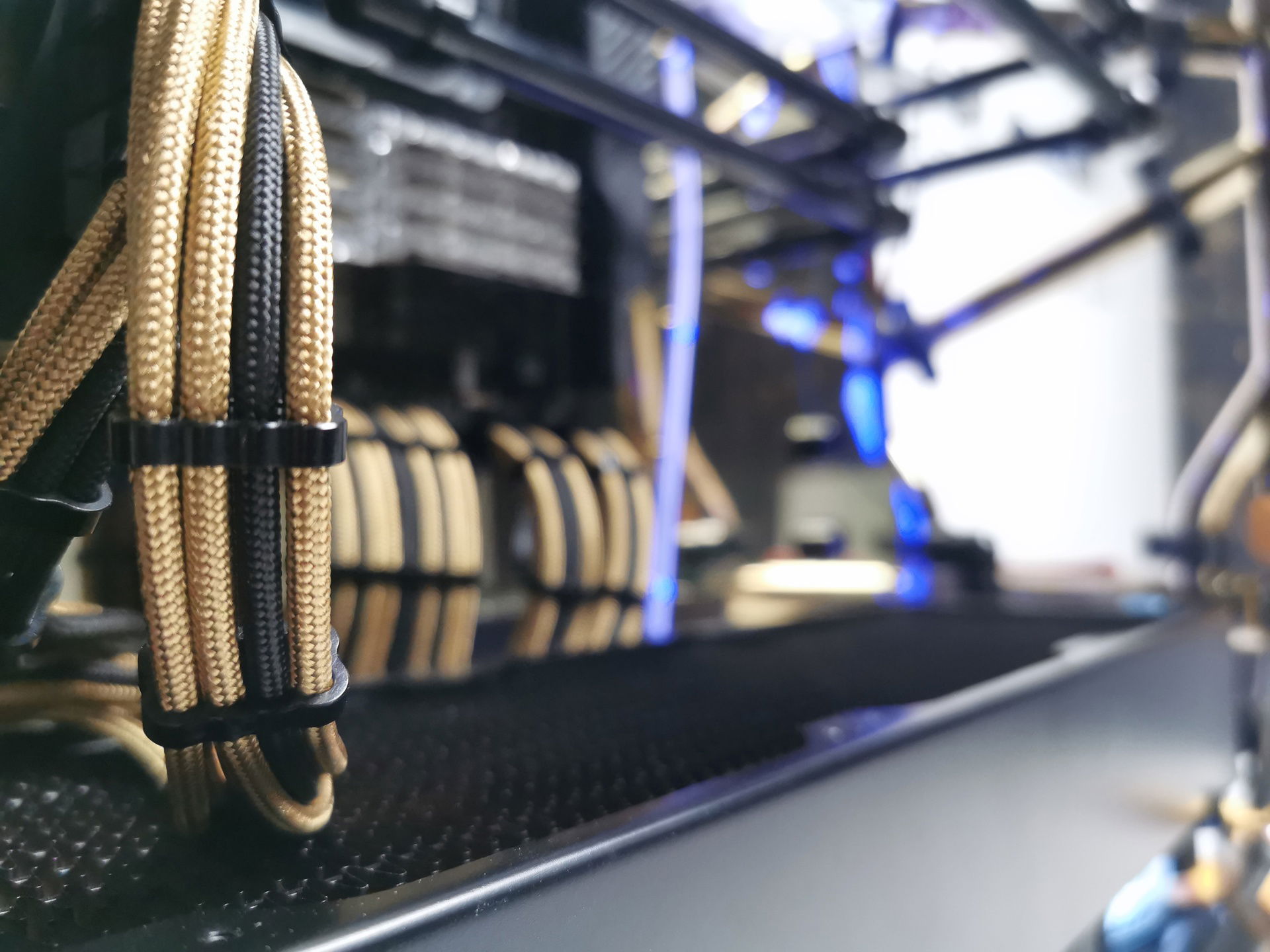 DFrame 2.0 gold edition » builds.gg