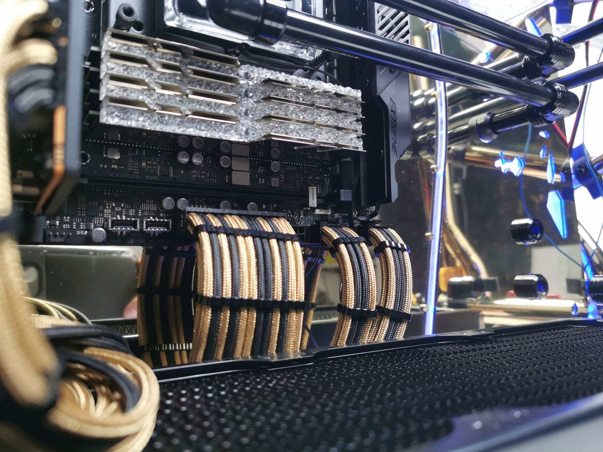 DFrame 2.0 gold edition » builds.gg