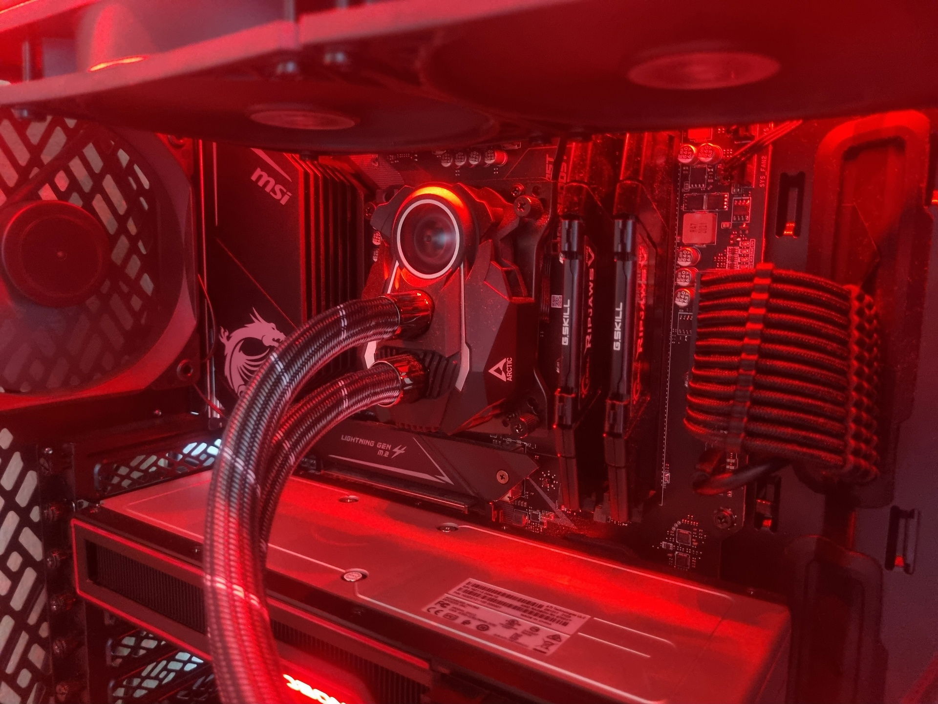AMD Red Build » builds.gg