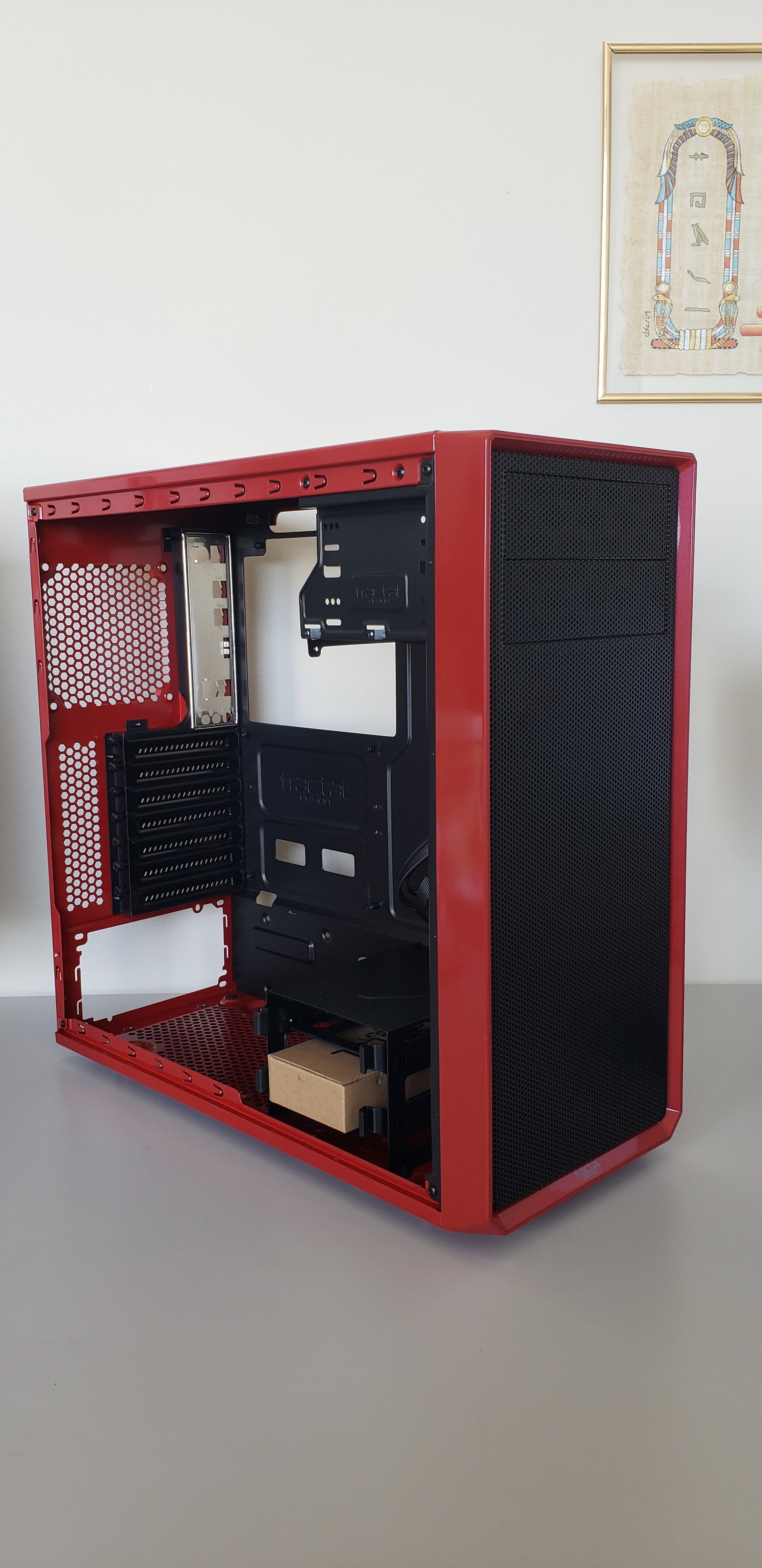 Red and White APU build. » builds.gg