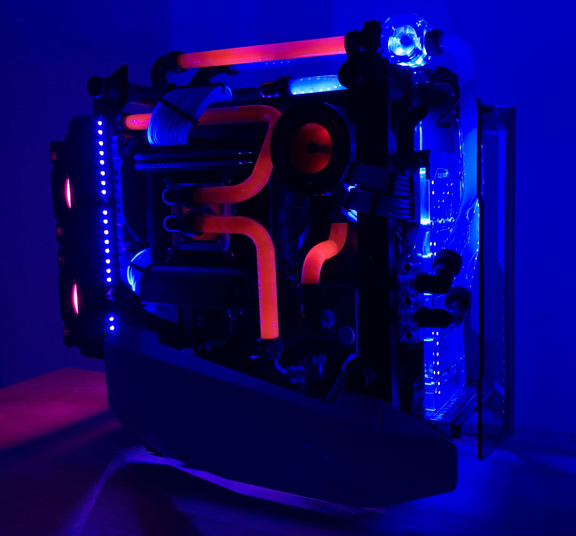 First Custom Loop, Dual Loop, ITX Build » builds.gg