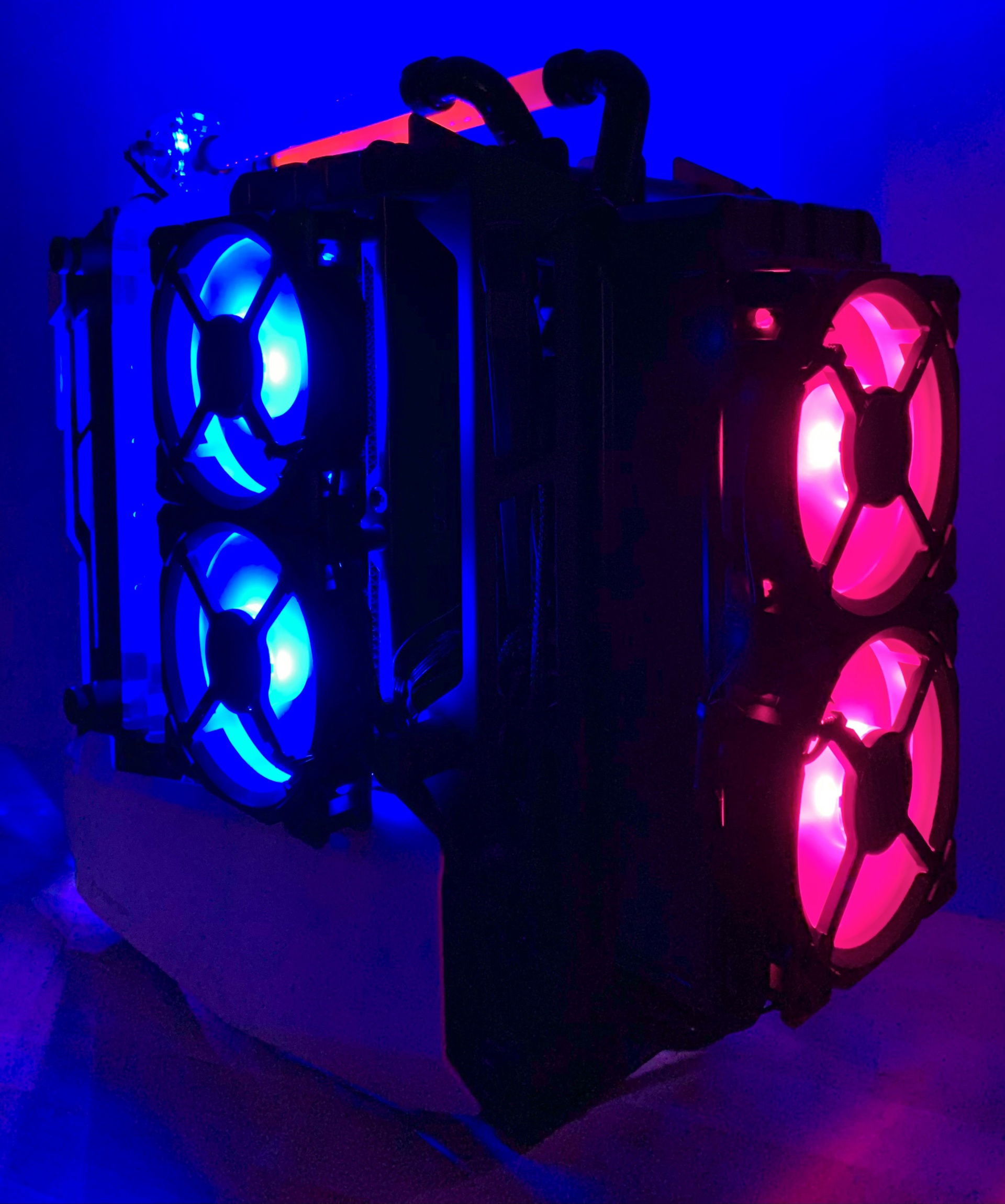 First Custom Loop, Dual Loop, ITX Build » builds.gg