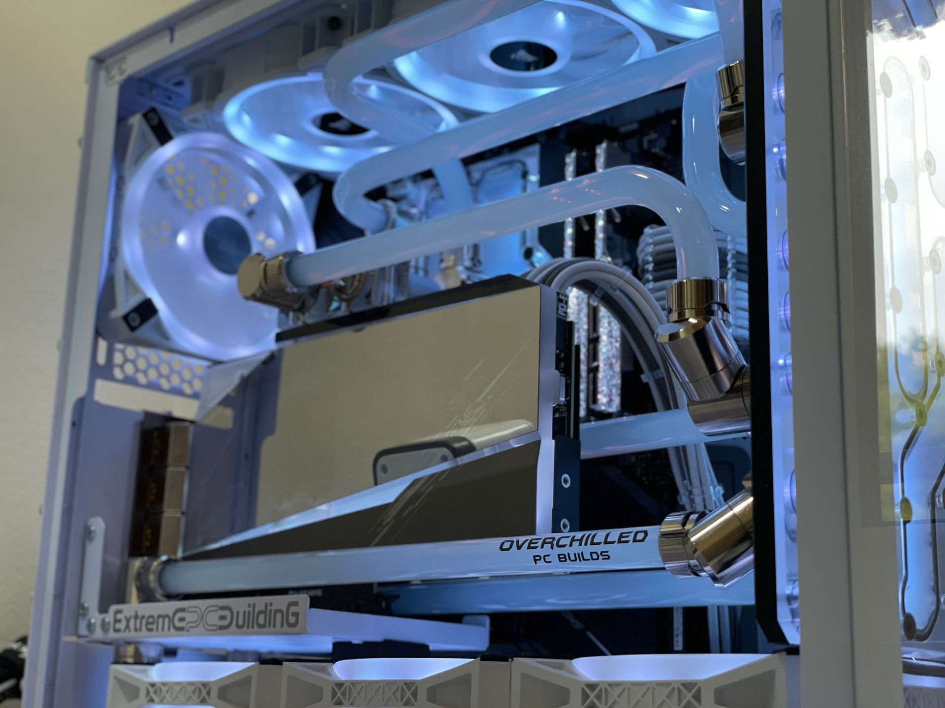 Dynamic Mini Snow » builds.gg